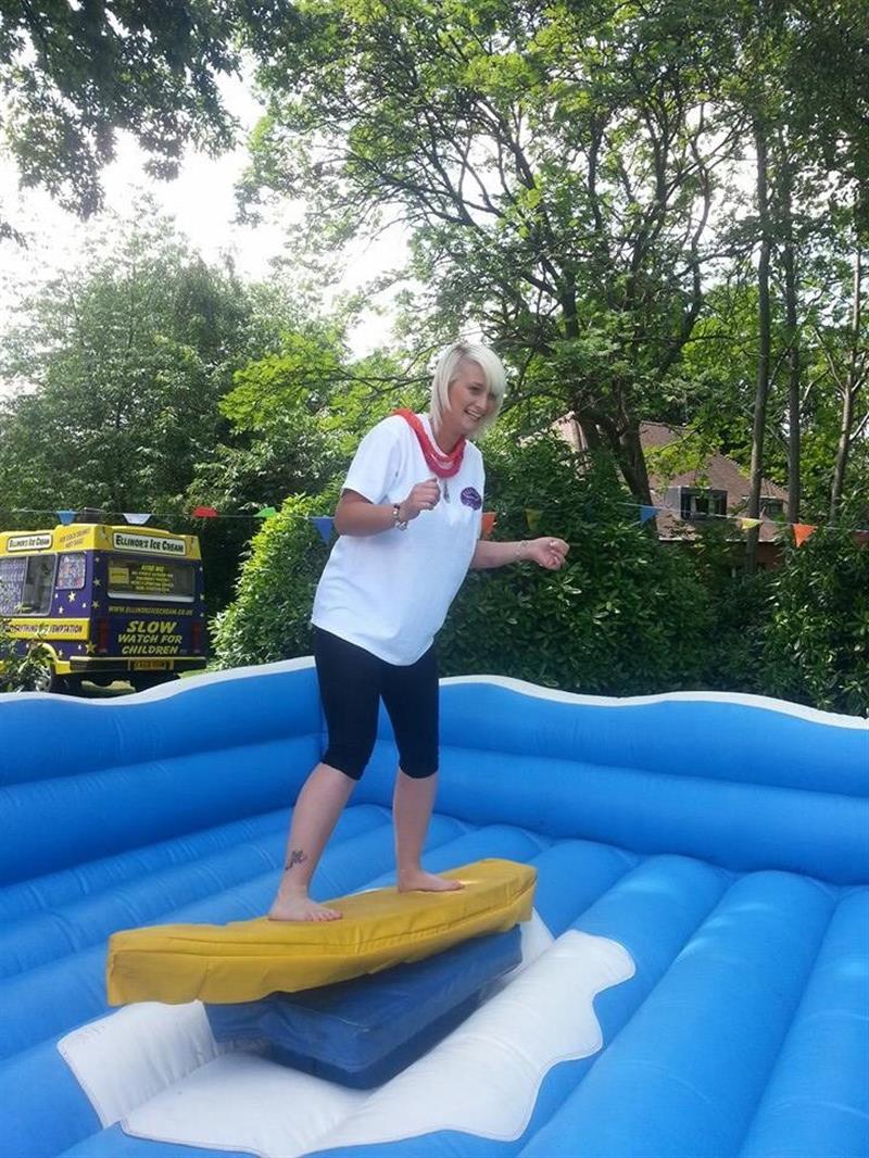 Surf Simulator Hire,Surfing Simulator Game For Rental,Essex,London,UK