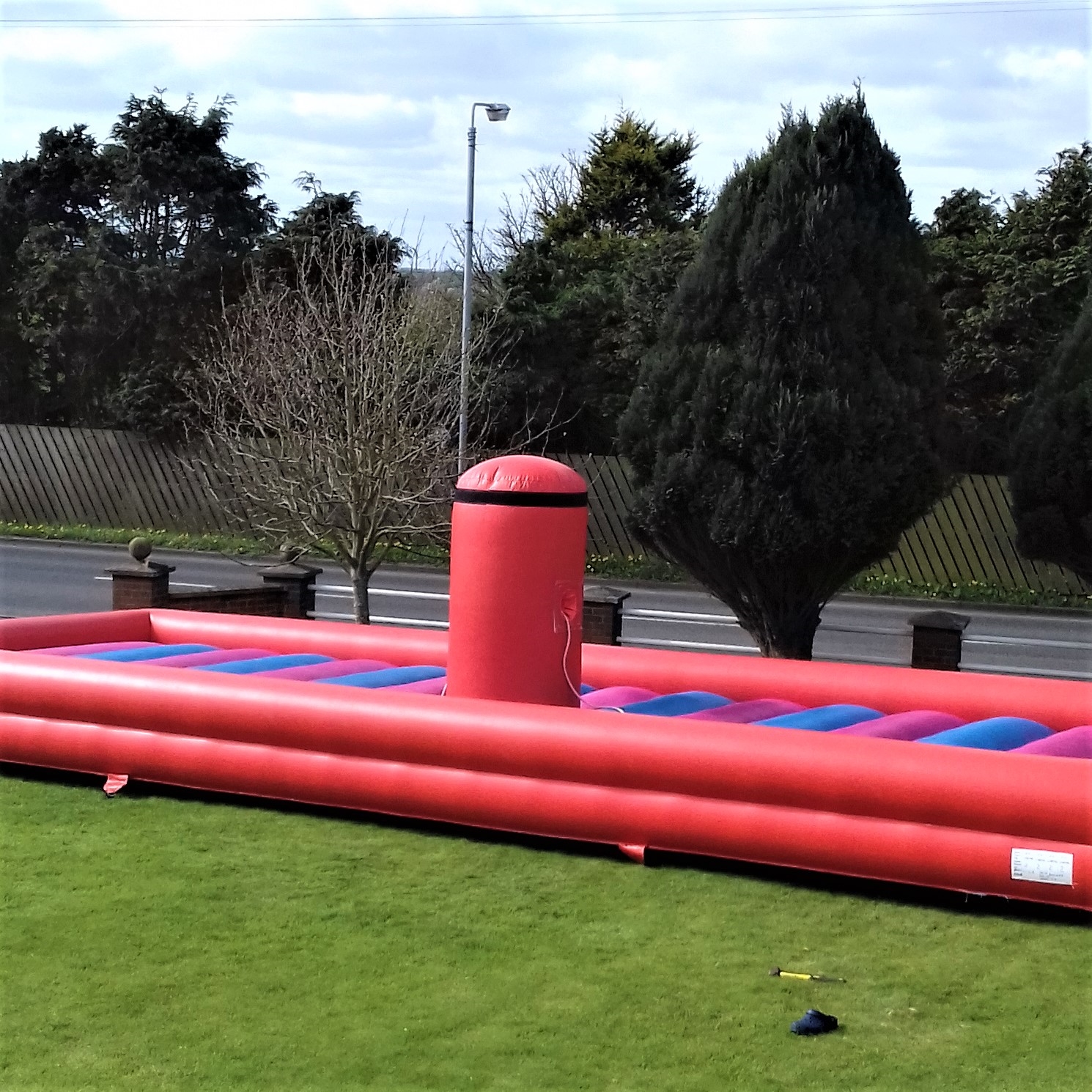 14ft x 34ft Bungee Eliminator Inflatable Game - Bouncy Castle Hire ...