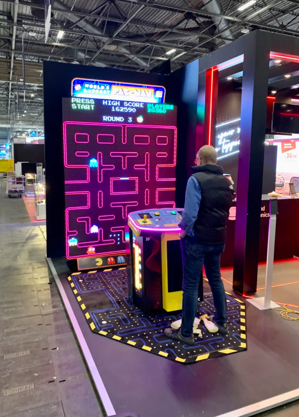 World’s Largest Pac-Man Machine Hire