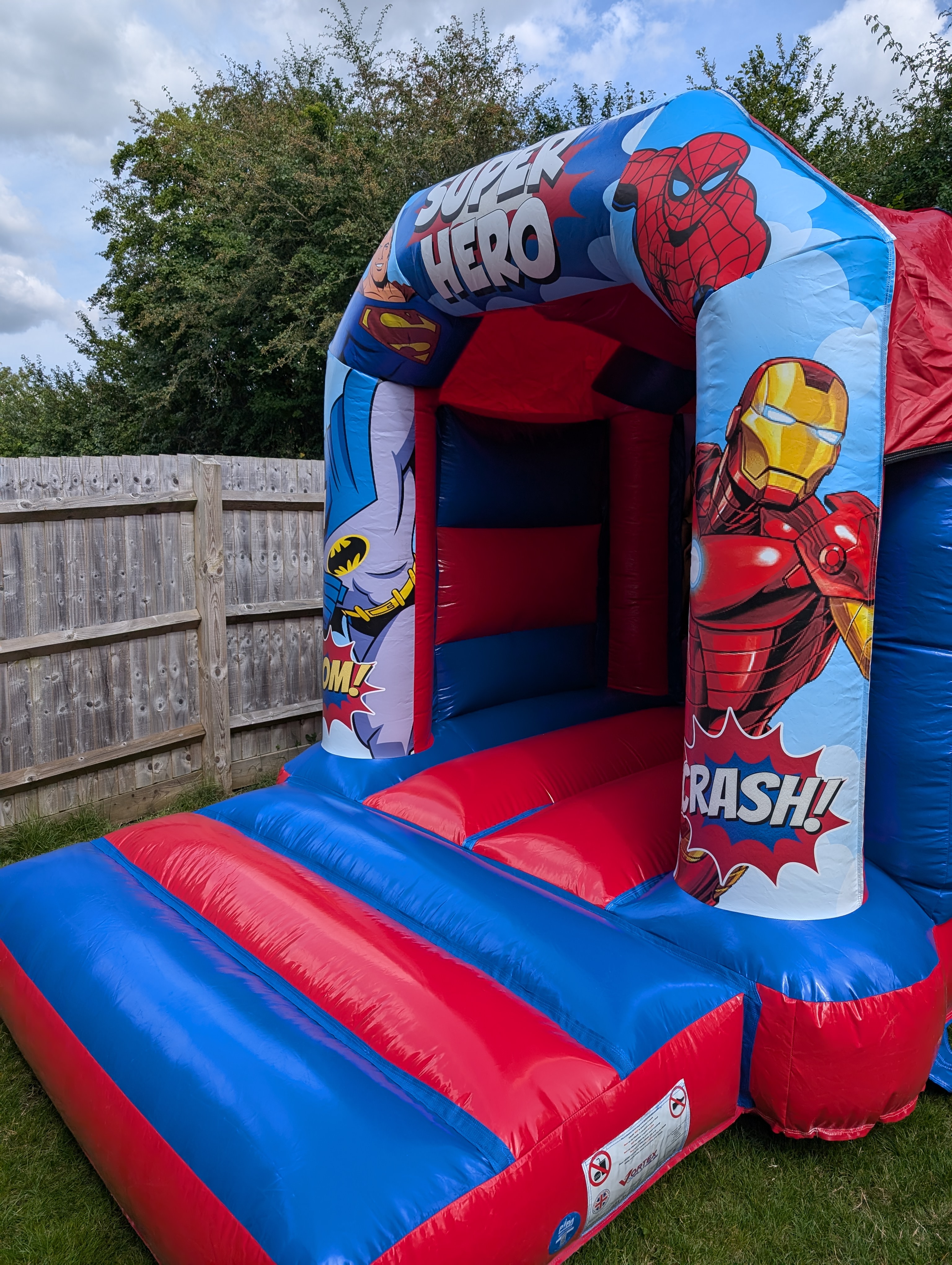 8x11 Superhero Castle - Hire in Bristol, Bath | G&M Bouncing Services