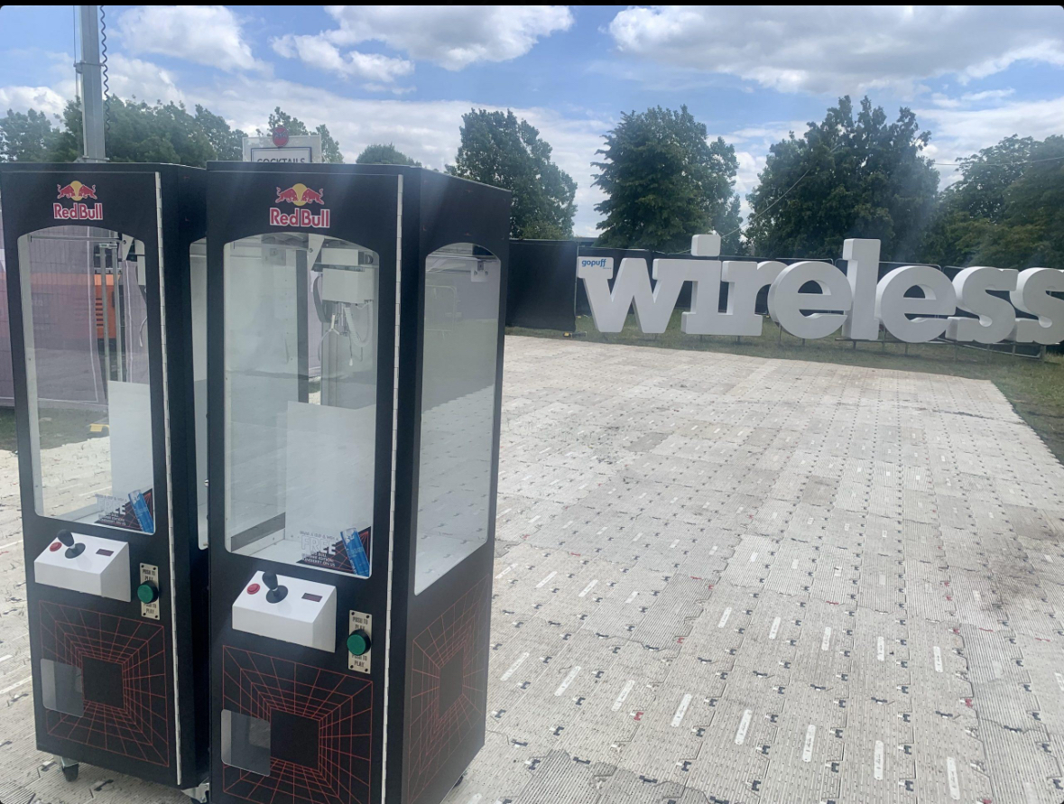 Prize Crane Claw Machine Hire | Exhibitions & Events