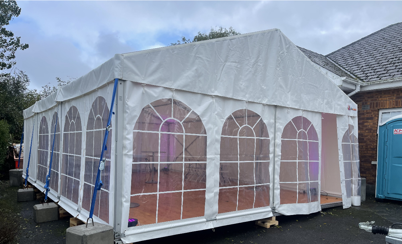 20ft x 30ft Marquee (Full Package) - SuperBounce Bouncy Castle ...