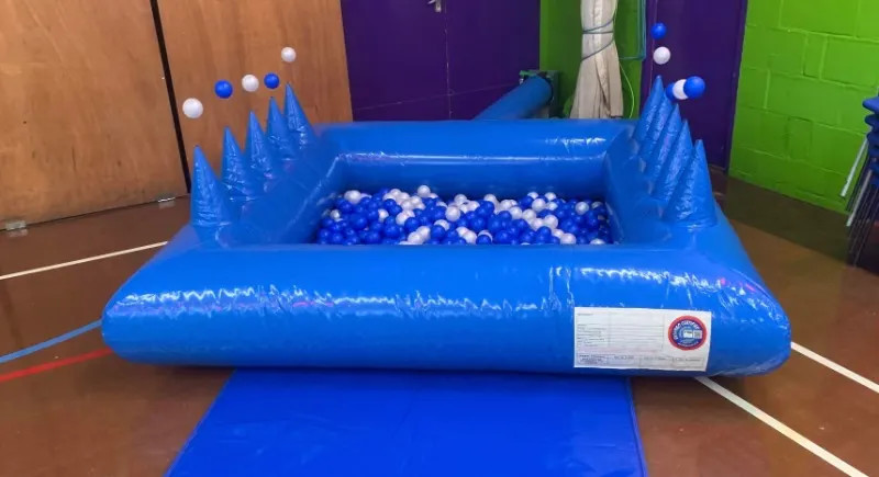 Blue Ball Juggler Hire for Toddlers | Soft Play & Bouncy Castle Add-On