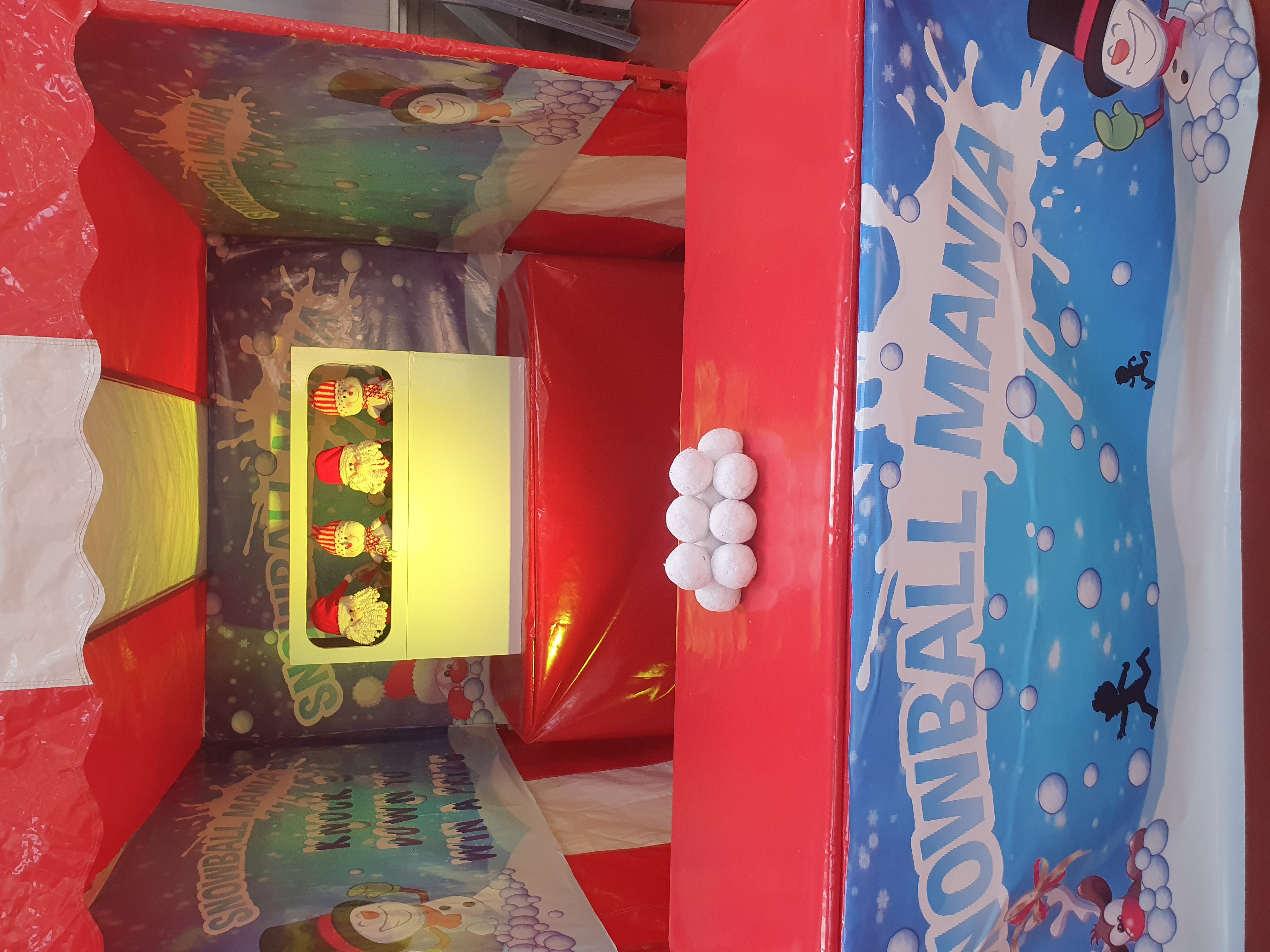 Christmas Fun Fair Stall - Snowball Mania - Hire in UK