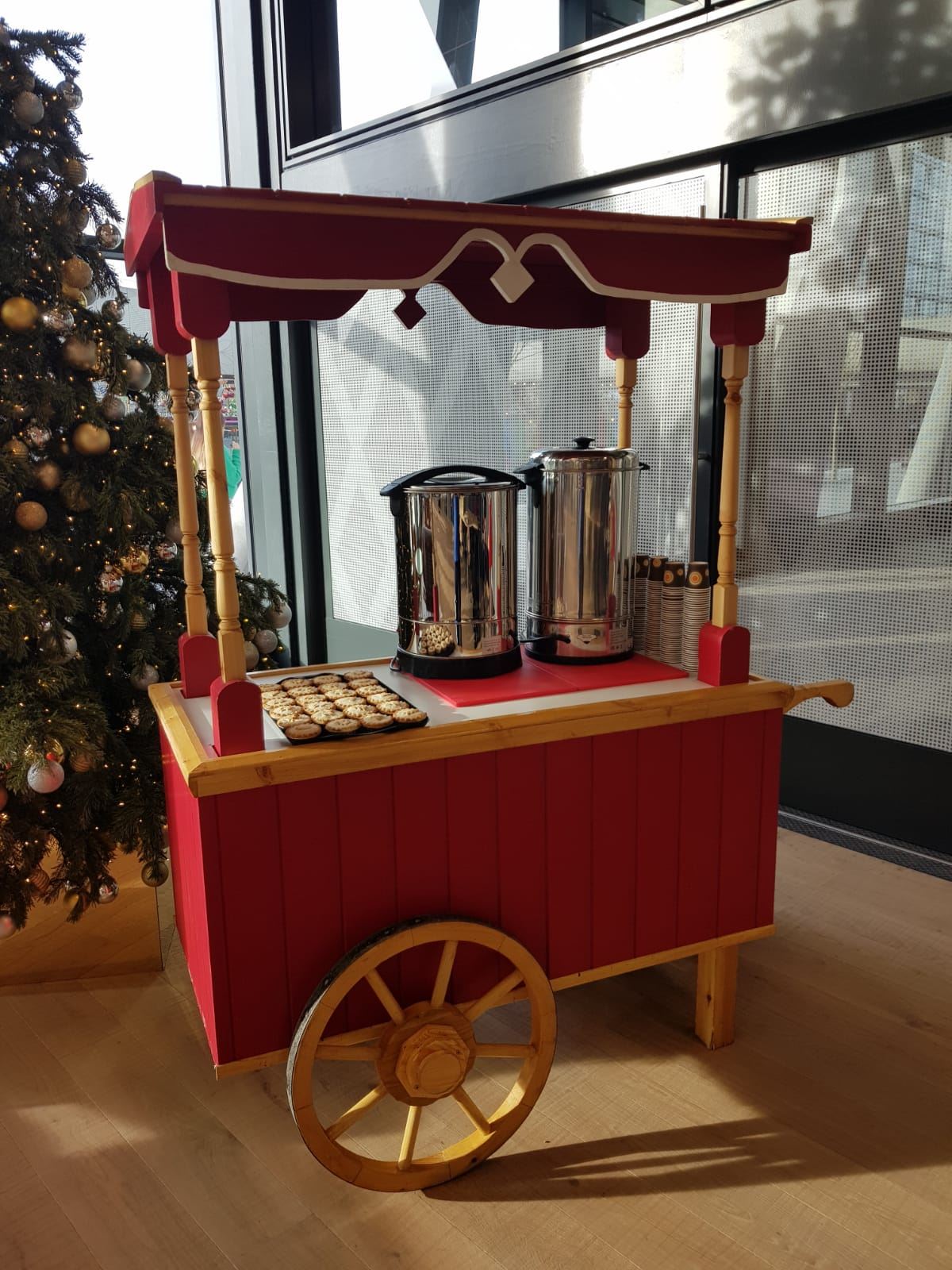 Mince Pie Cart Hire,Christmas Mince Pie Stand Rental,London,Essex,UK
