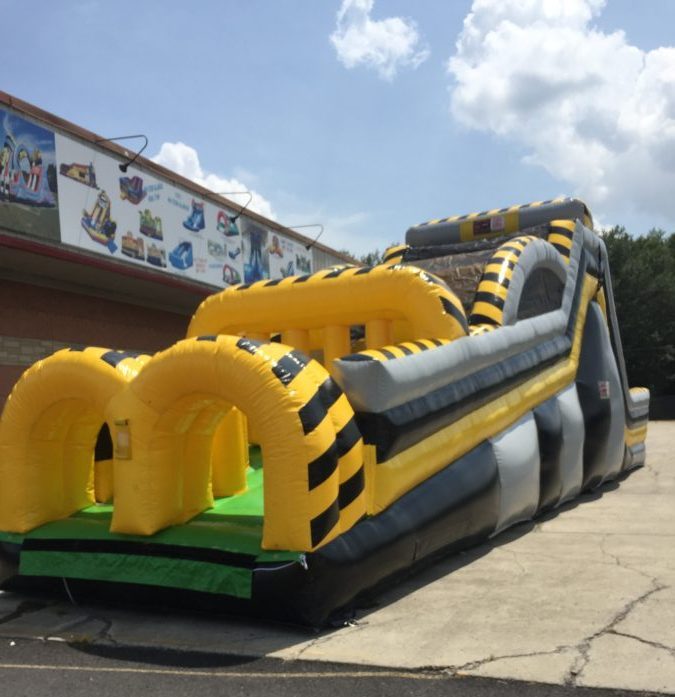 45' Nuclear Obstacle Course - Inflatable Rentals in Montgomery and ...
