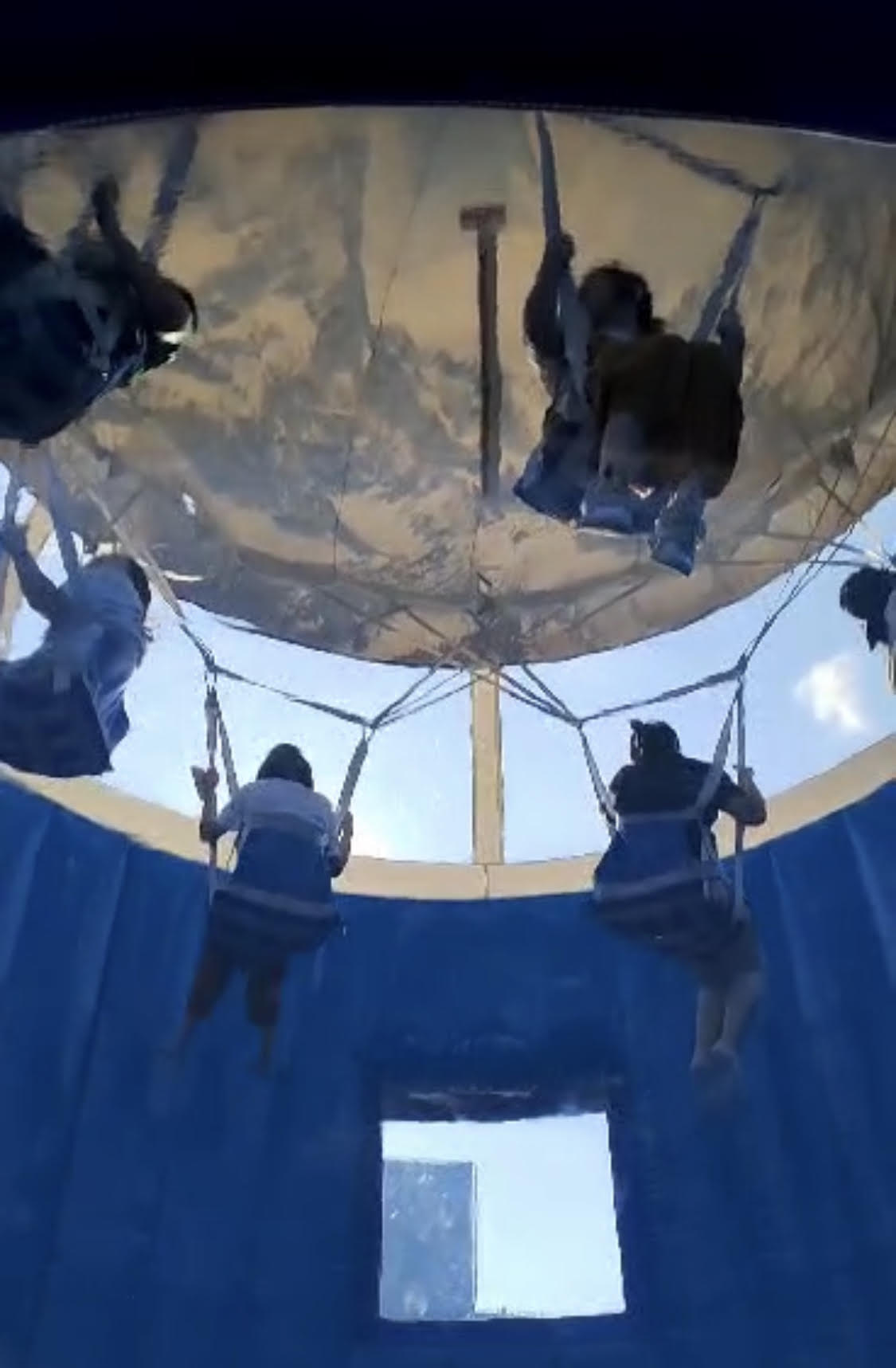 Snow Storm 35ft Tall 6 Person Parachute Ride - Party Rentals ...