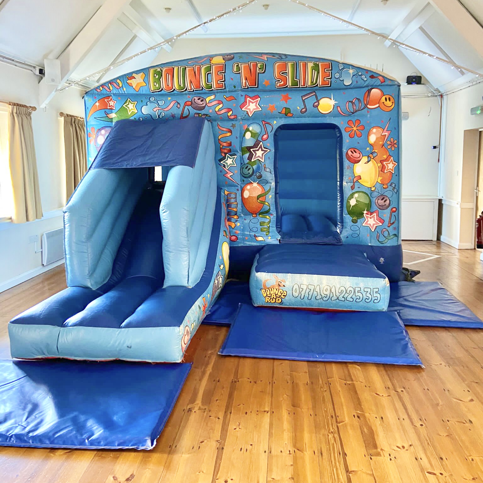 Bounce'n'Slide 18ft x 12ft - Bouncy Castle Hire in West Wiltshire ...