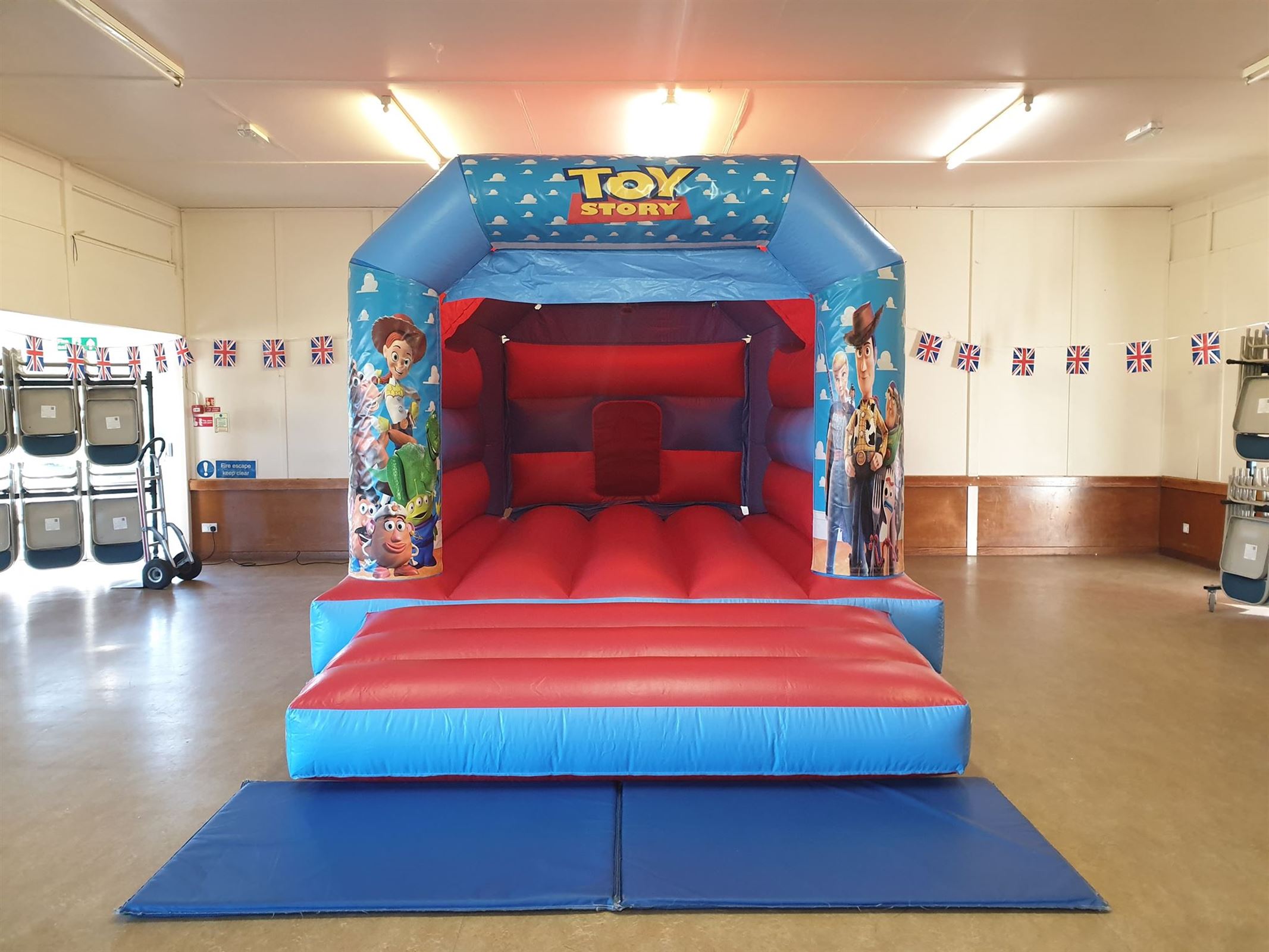 Toy Story Bouncy Castle - Bouncy Castle Hire in Milton Keynes, Luton ...