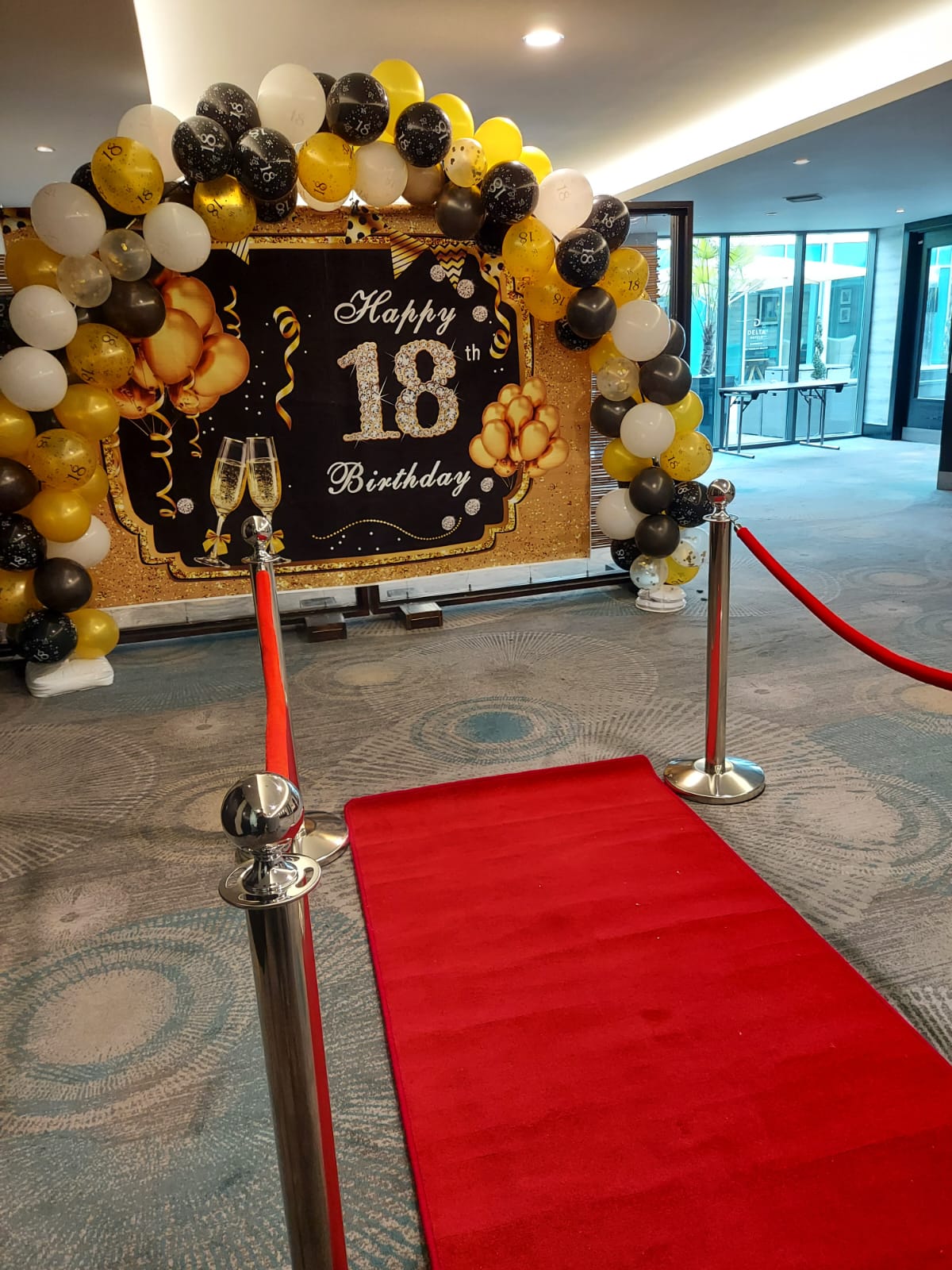 Red Carpet & Queue Ropes 2meters - Bouncy Castle Hire in ...