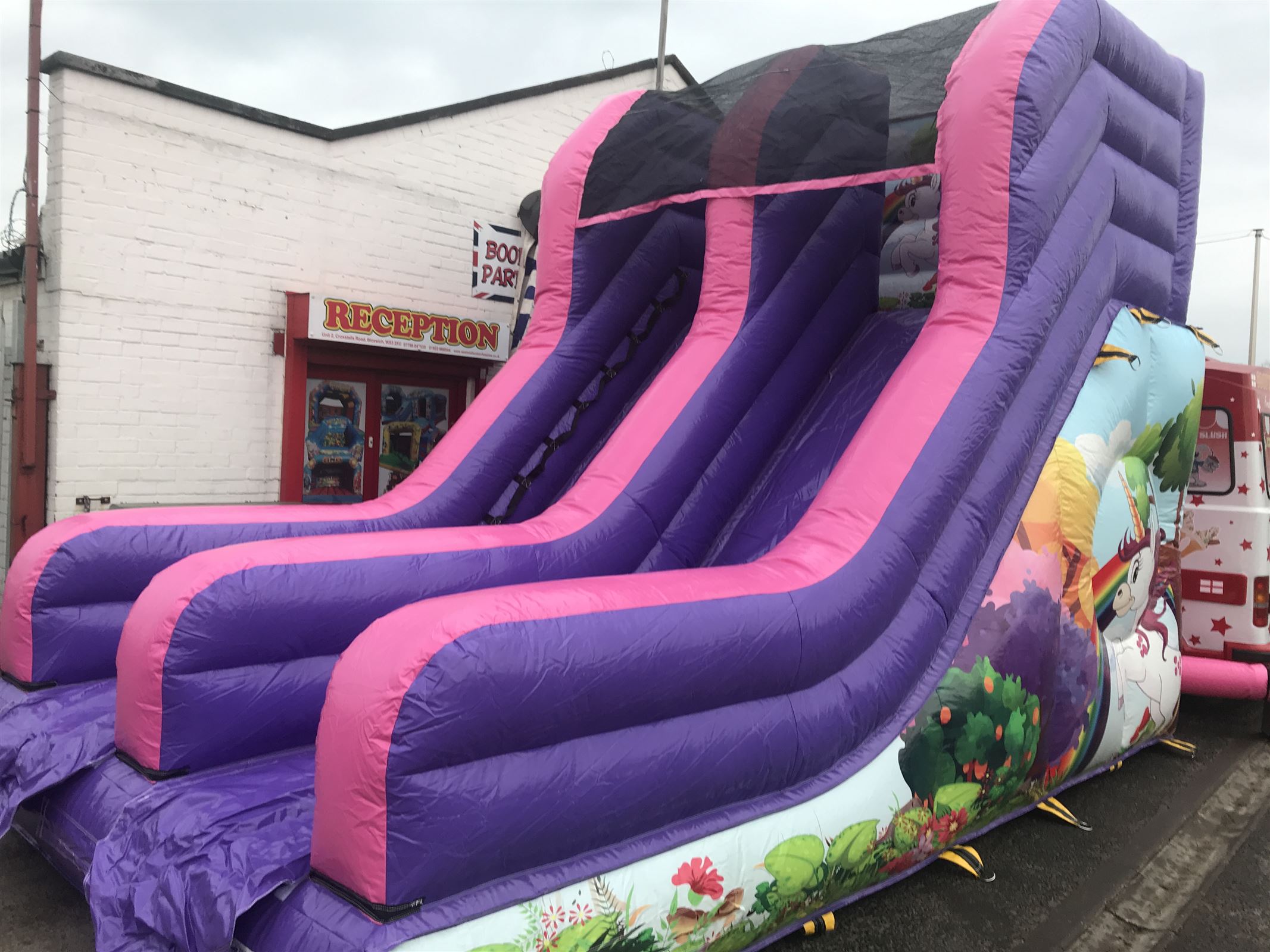 Bouncy Castle-Slide Combi - Bouncy Castle Hire in Wolverhampton ...