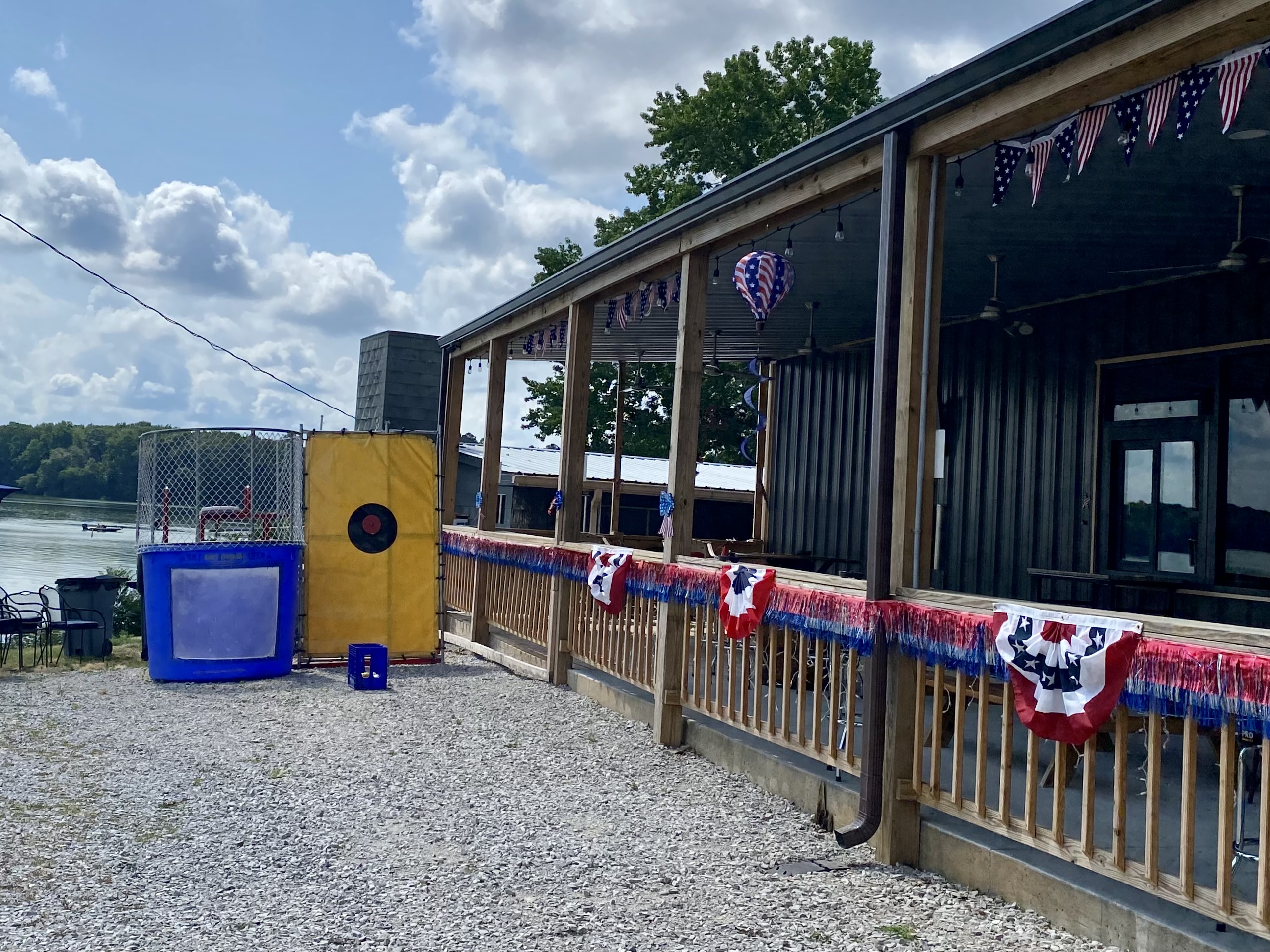 Dunking Booth - Party and Event Rentals in Manchester, Tullahoma ...