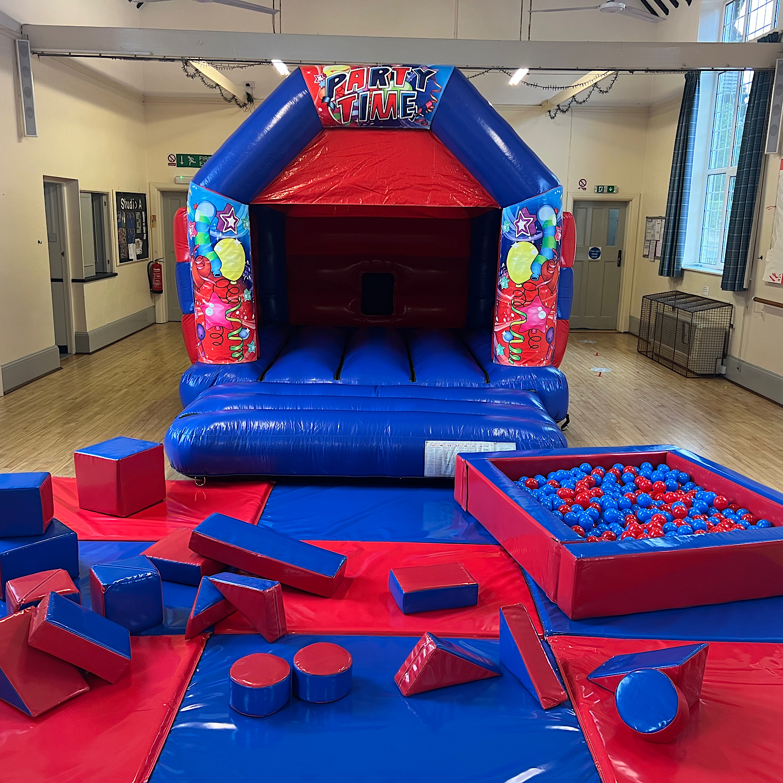 Soft Play Bouncy Castle Hire Leeds Wakefield