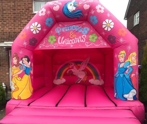 Bouncy Castles - Bouncy castle hire, Sweet treats, jumping castles in ...