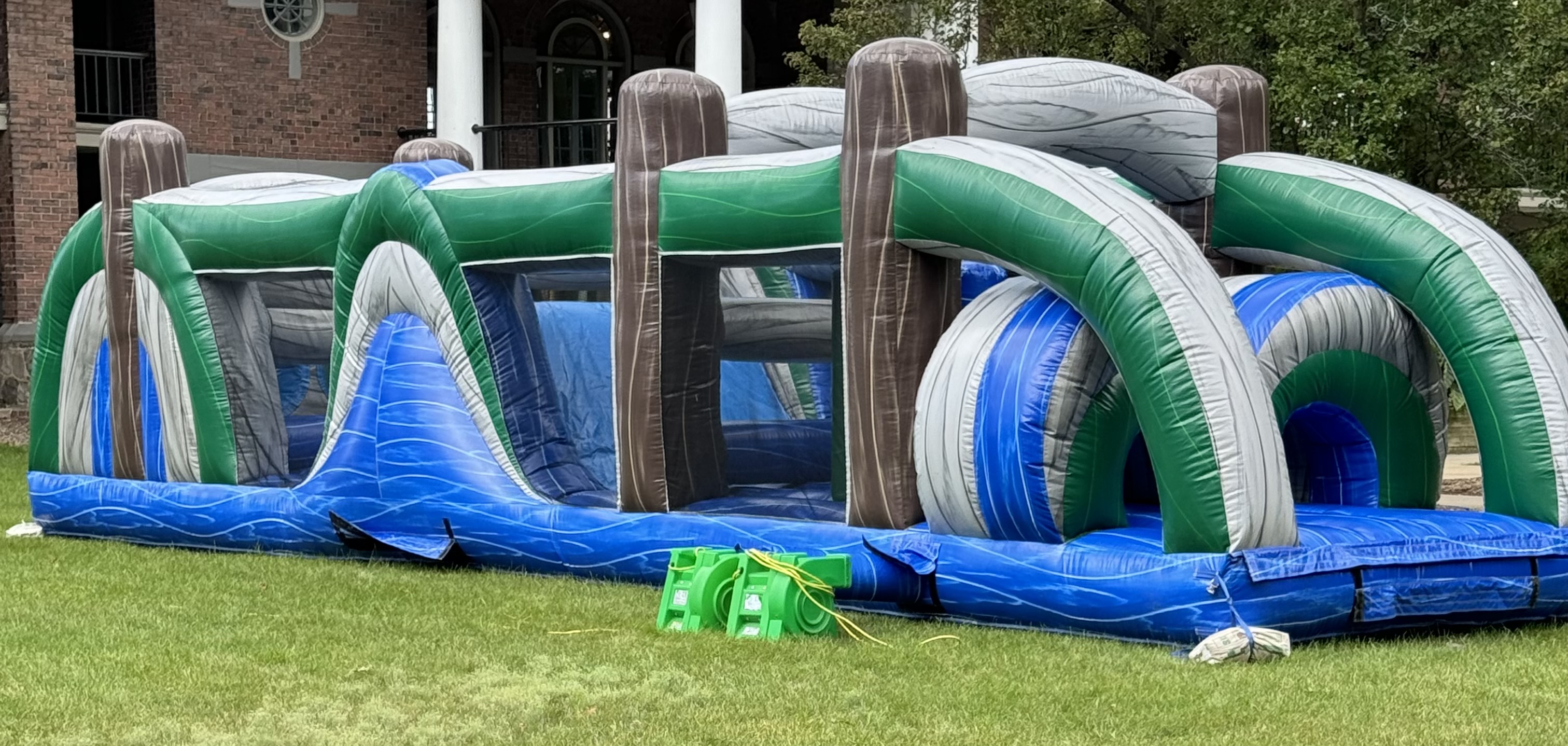 Obstacle Courses - Hire in Il | Cdubsfunhouse