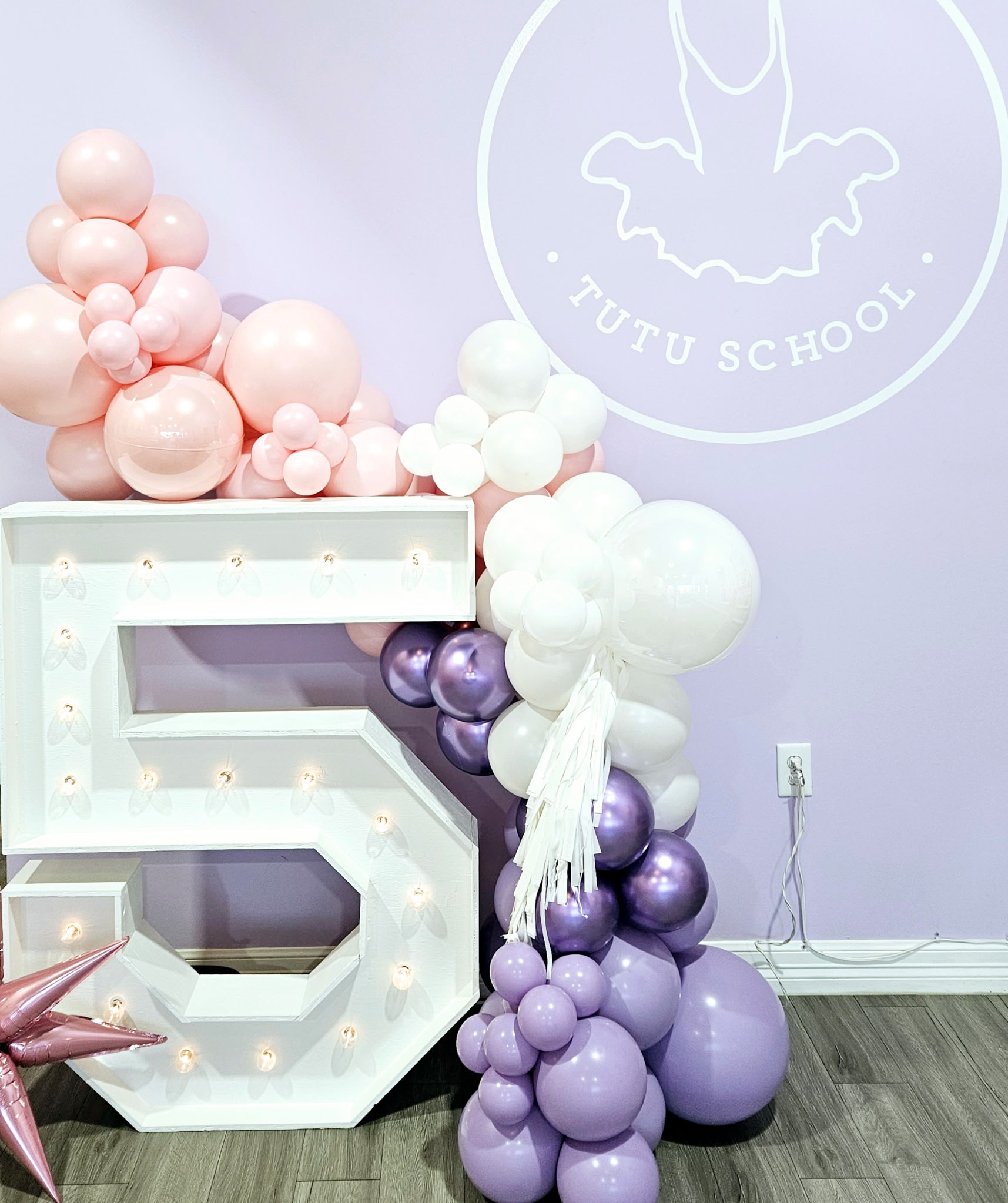 Marquee Number with Balloon Garland Rental | Houston Event Decor