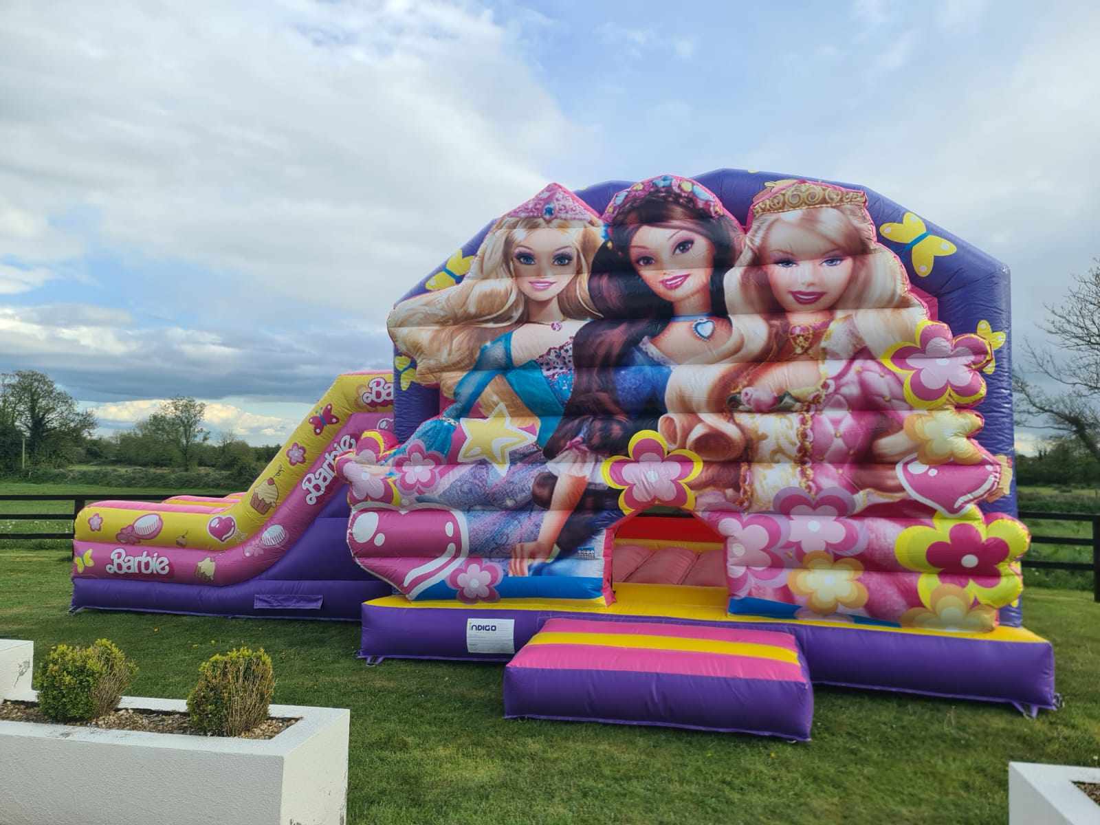 Giant Slides - Bouncy Castle Hire in Mountrath, Portlaoise, Tipperary ...
