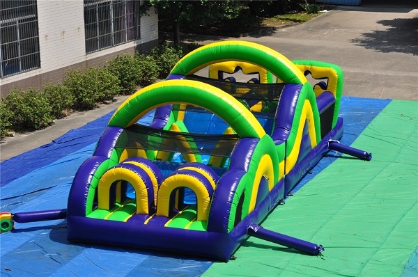 Fun inflatable obstacle course. Bouncy castle Hire Auckland.