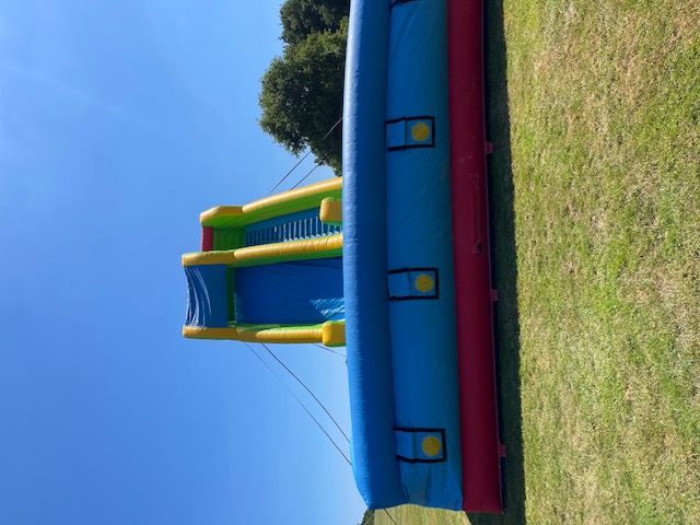 Giant Water Flip Slide Hire - ice-rinks.co.uk in UK | Ice-rink Uk