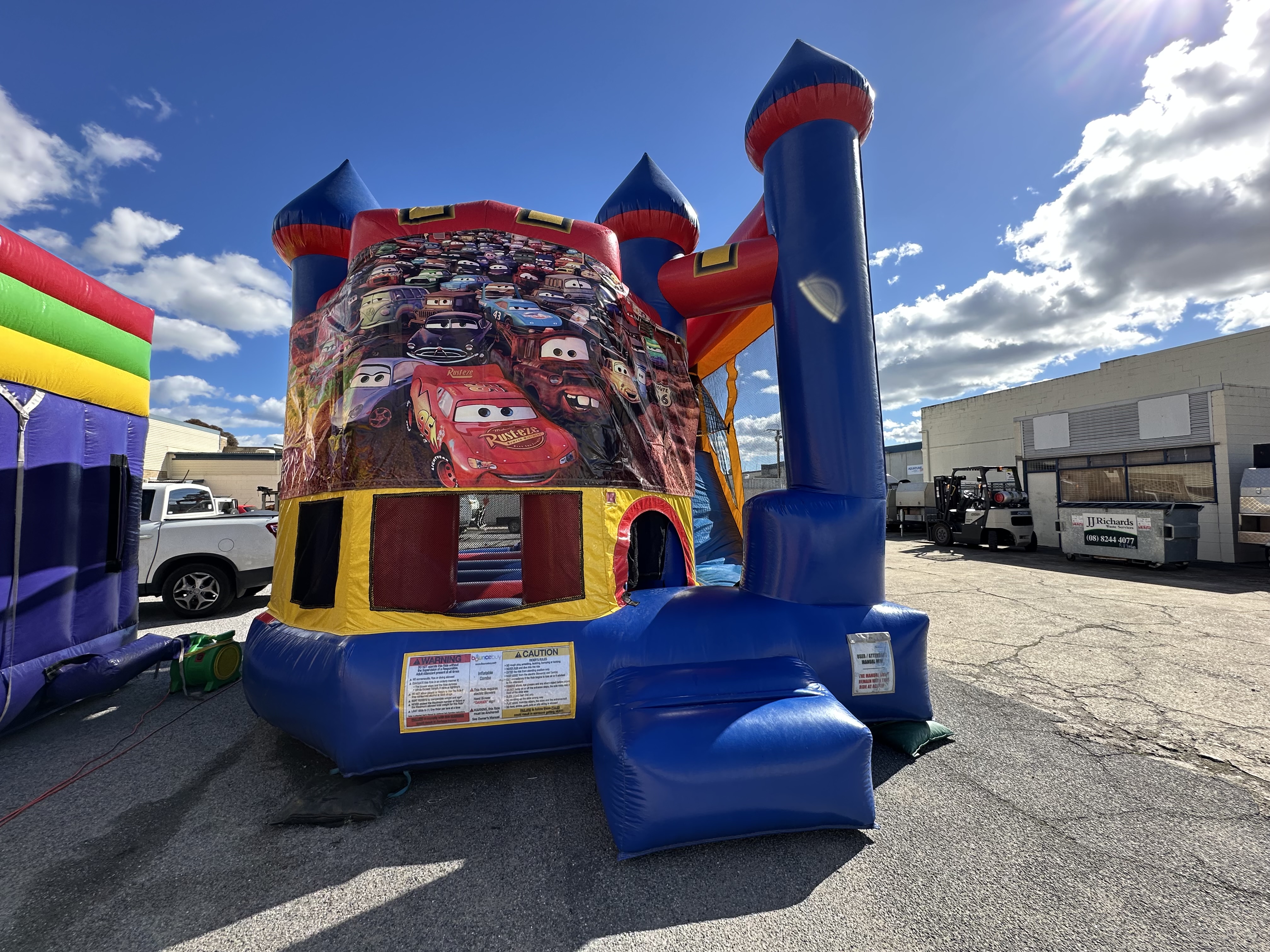 Race Car 4in1 Jumping Castle Hire – Castle Capers Adelaide Hills