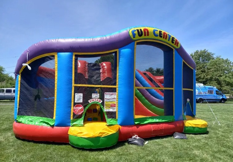Wacky Fun Center - Bounce House Rentals in New Jersey | Walkin On Sunshine