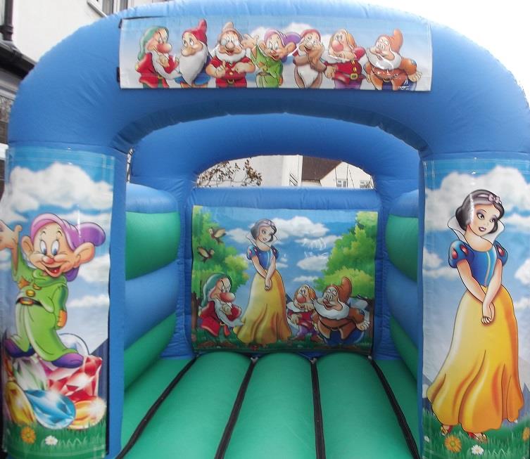 M-Princess Snow White& The Seven Dwarfs - Bouncy Castle, Softplay and ...