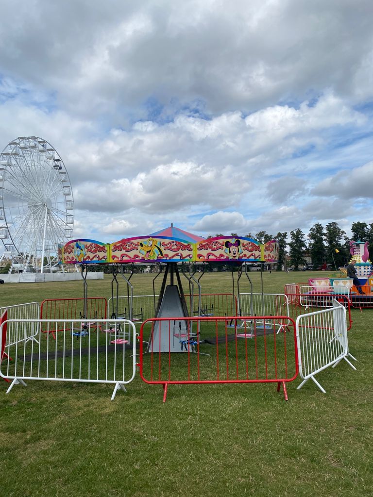 Chair-o-Plane | Funfair Hire | London, Essex, Kent & South East