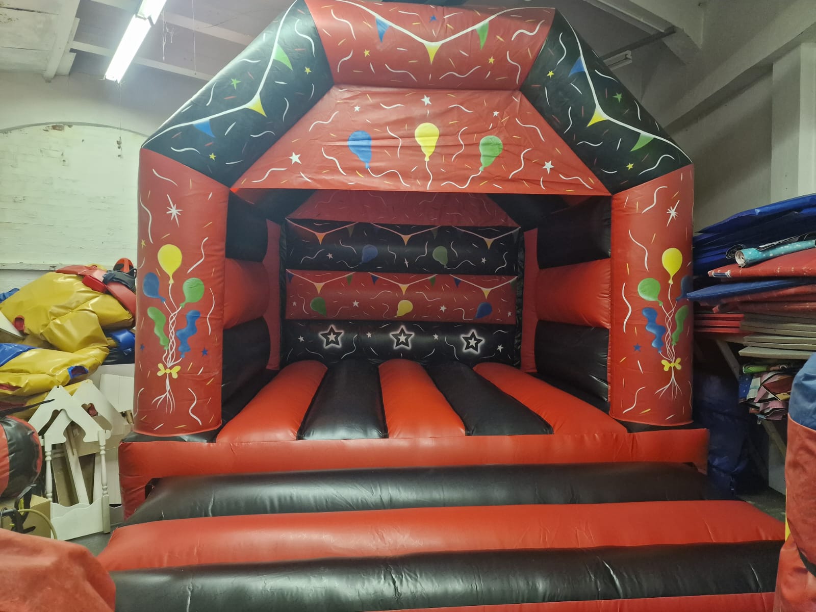 15ftx15ft Adults and Kids bouncy castle - Bouncy Castle Hire in ...