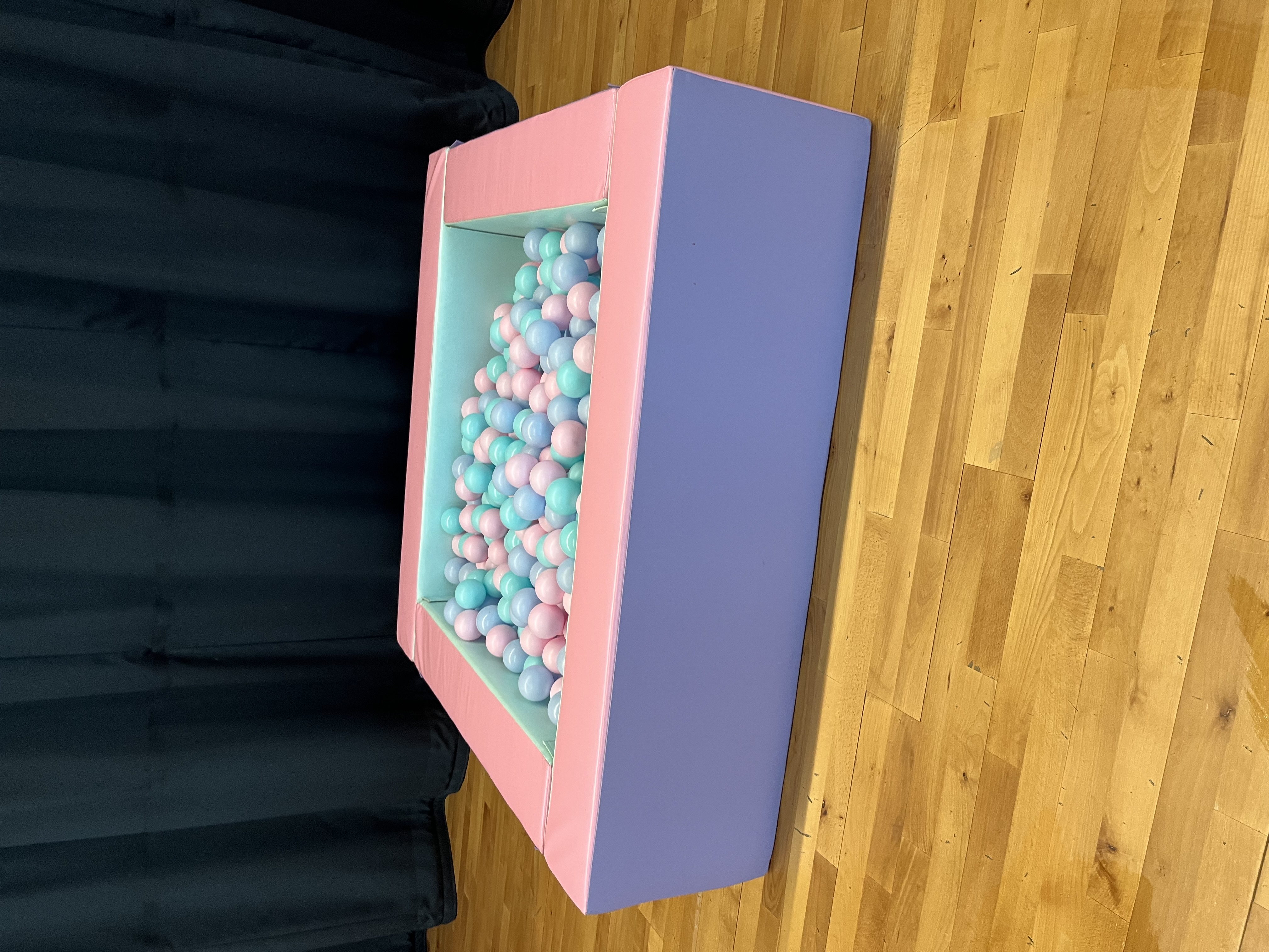 Pastel Ball Pond | Soft Play & Ball Pit Hire London | Dancing Cubs