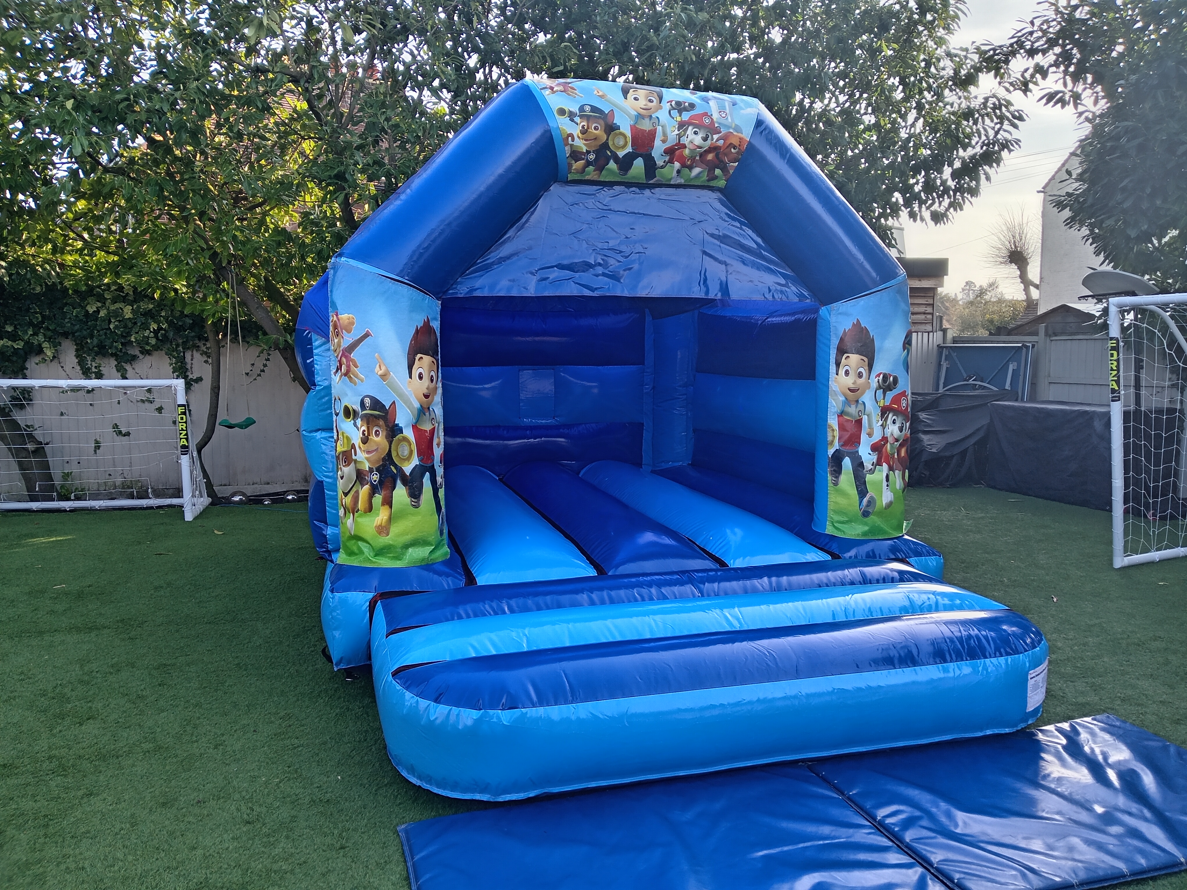 PAW PATROL BOUNCY CASTLE (Lights/Speaker) 15ft vs 11ft - Bouncy Castle ...