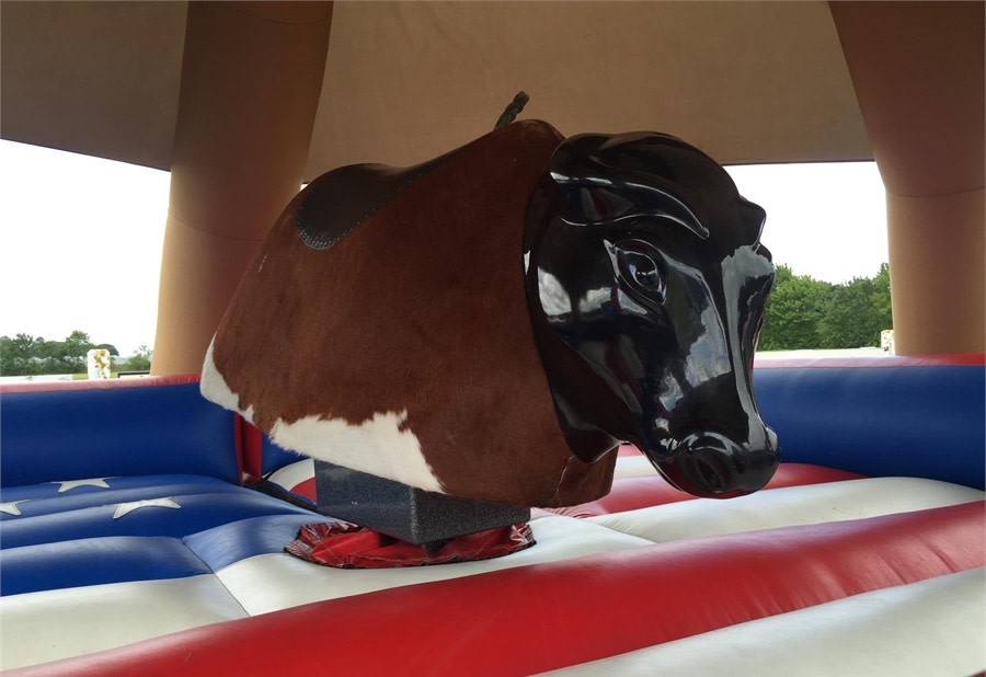 Mechanical rodeo Bulls - Hire in Wirral | Package Hire Events Wirral