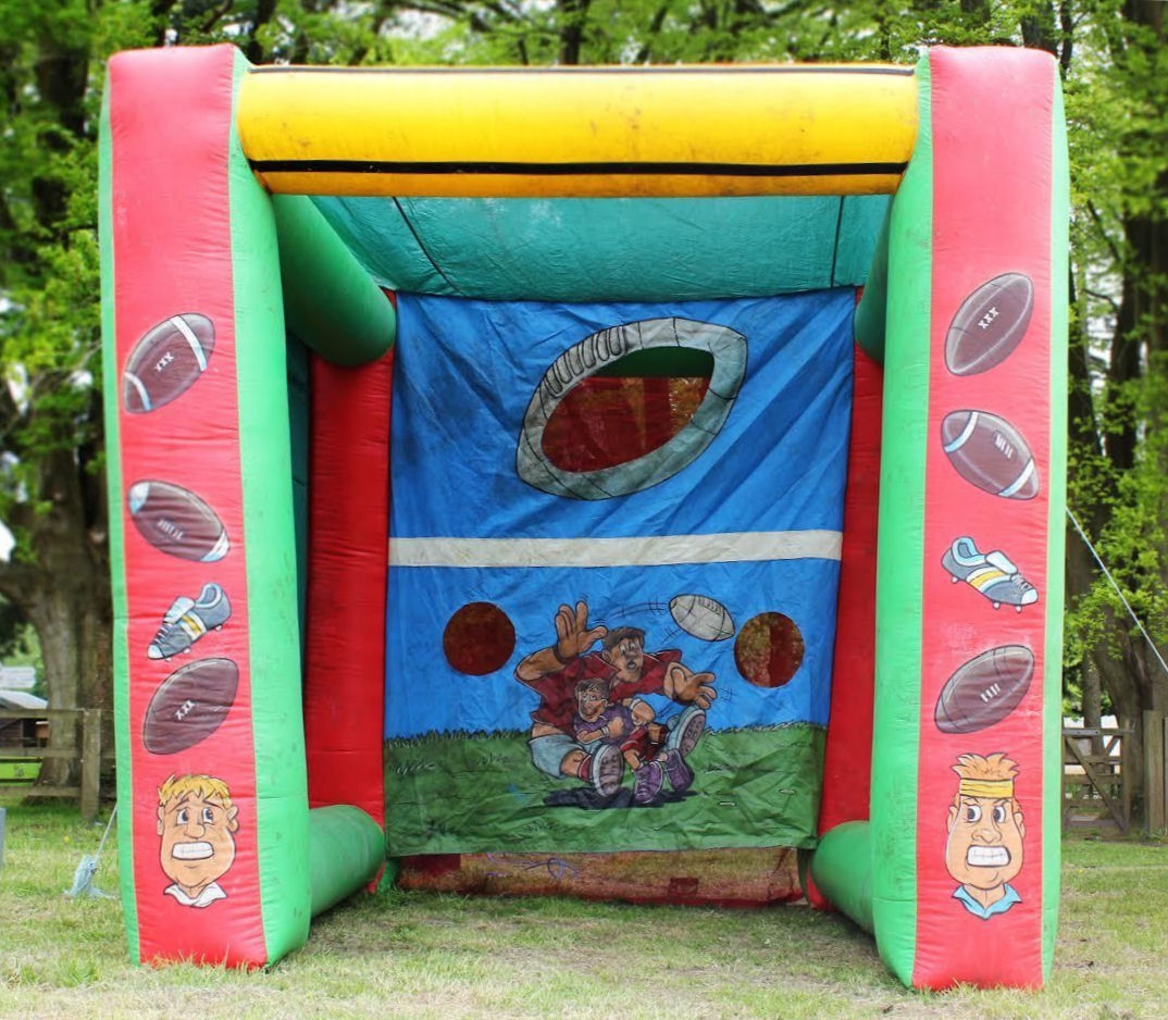 Inflatable Games - Bouncy Castle Hire in Kent, East Sussex, West Sussex ...