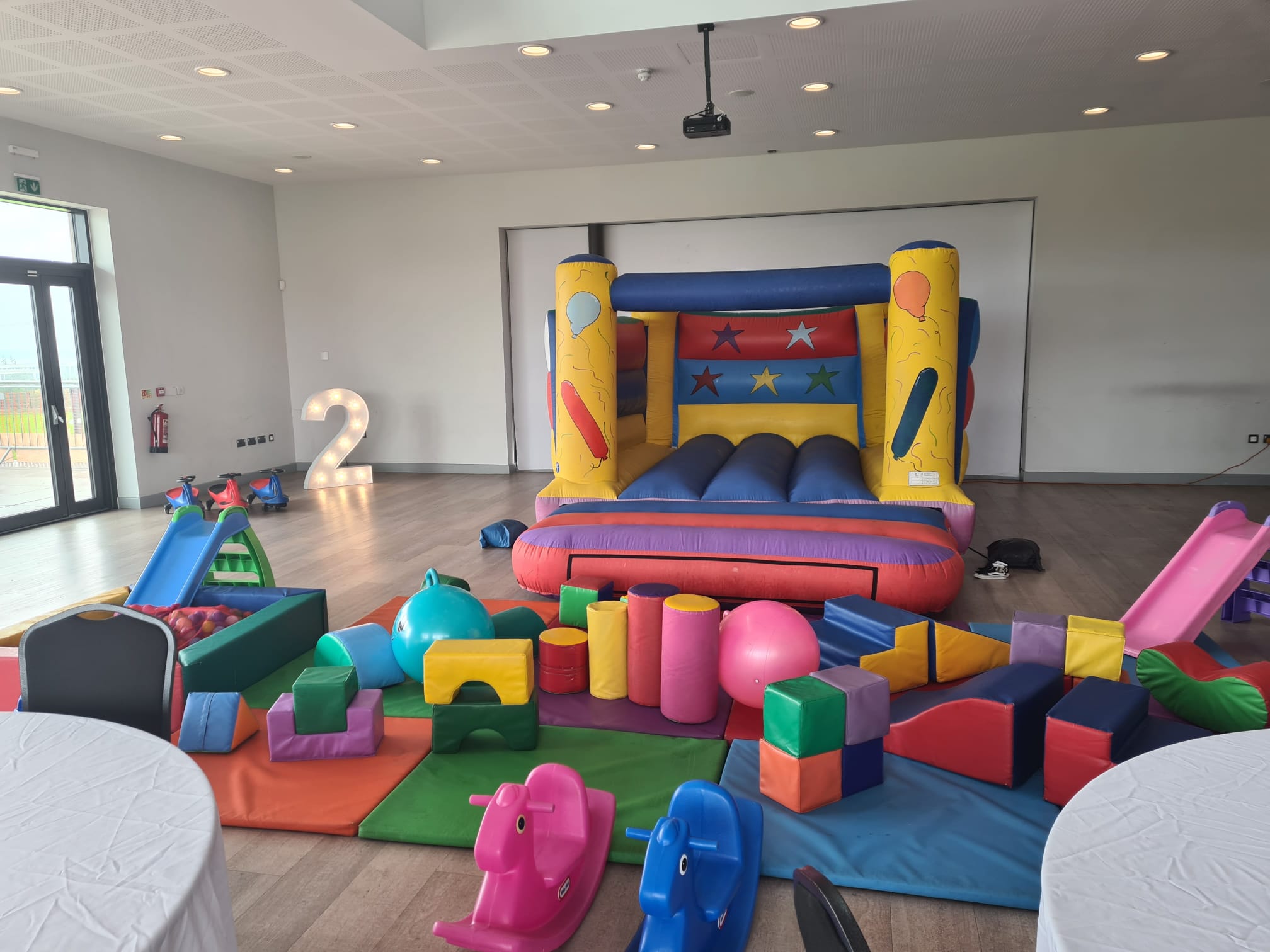 Soft Play & Castle - Hire in Romford | Kidsvision soft play ...