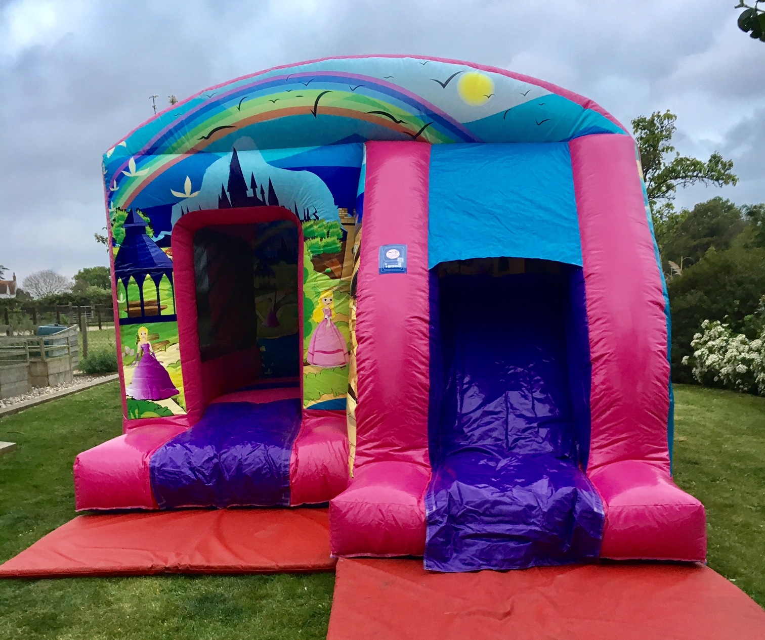 Princess Bounce & Slide - Bouncy castle & Fairground ride hire ...
