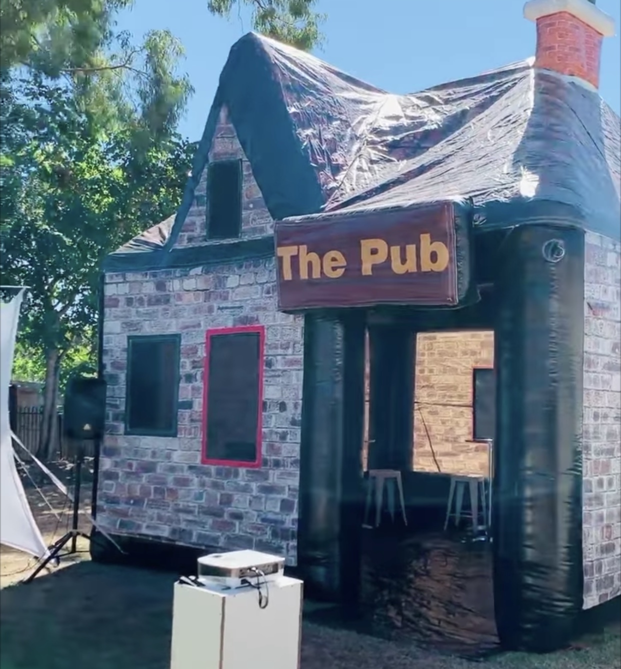 Inflatable Pub - Jumping Castle Hire Brisbane, Jumping Castle Hire Gold ...