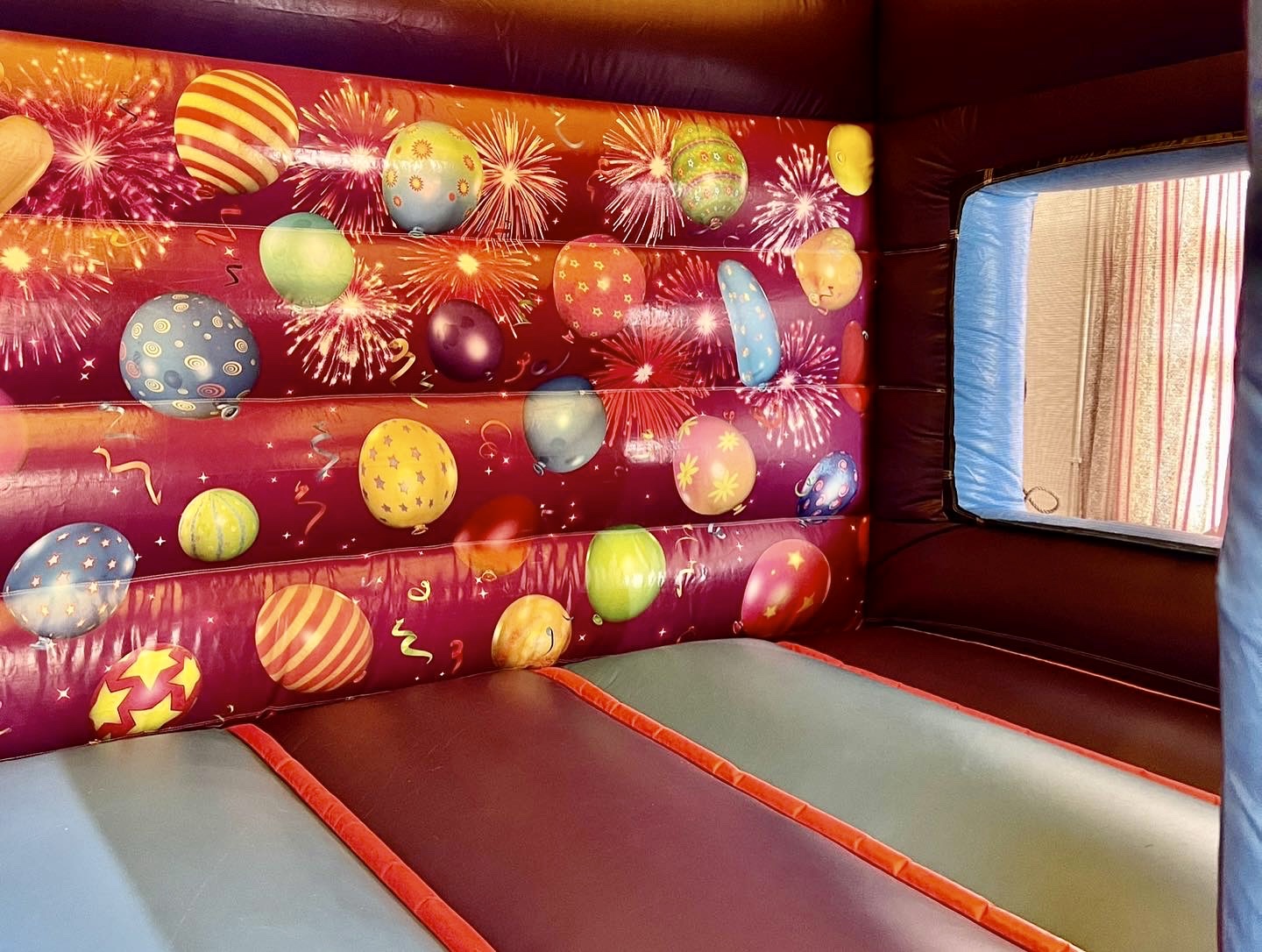Party Theme Castle with Slide - Bouncy Castle Hire in Bromley Croydon ...