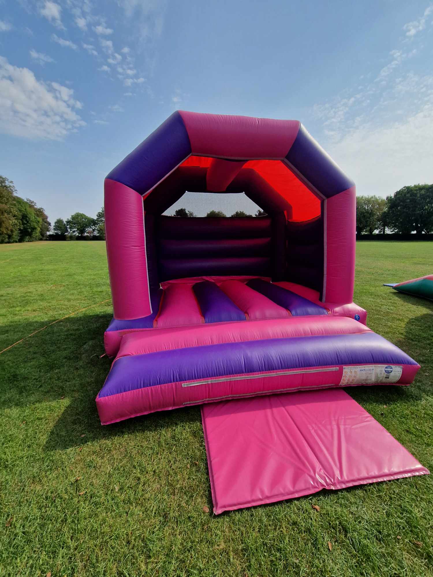 Bouncy Castles - Hire in Lincoln | Lincs bounce