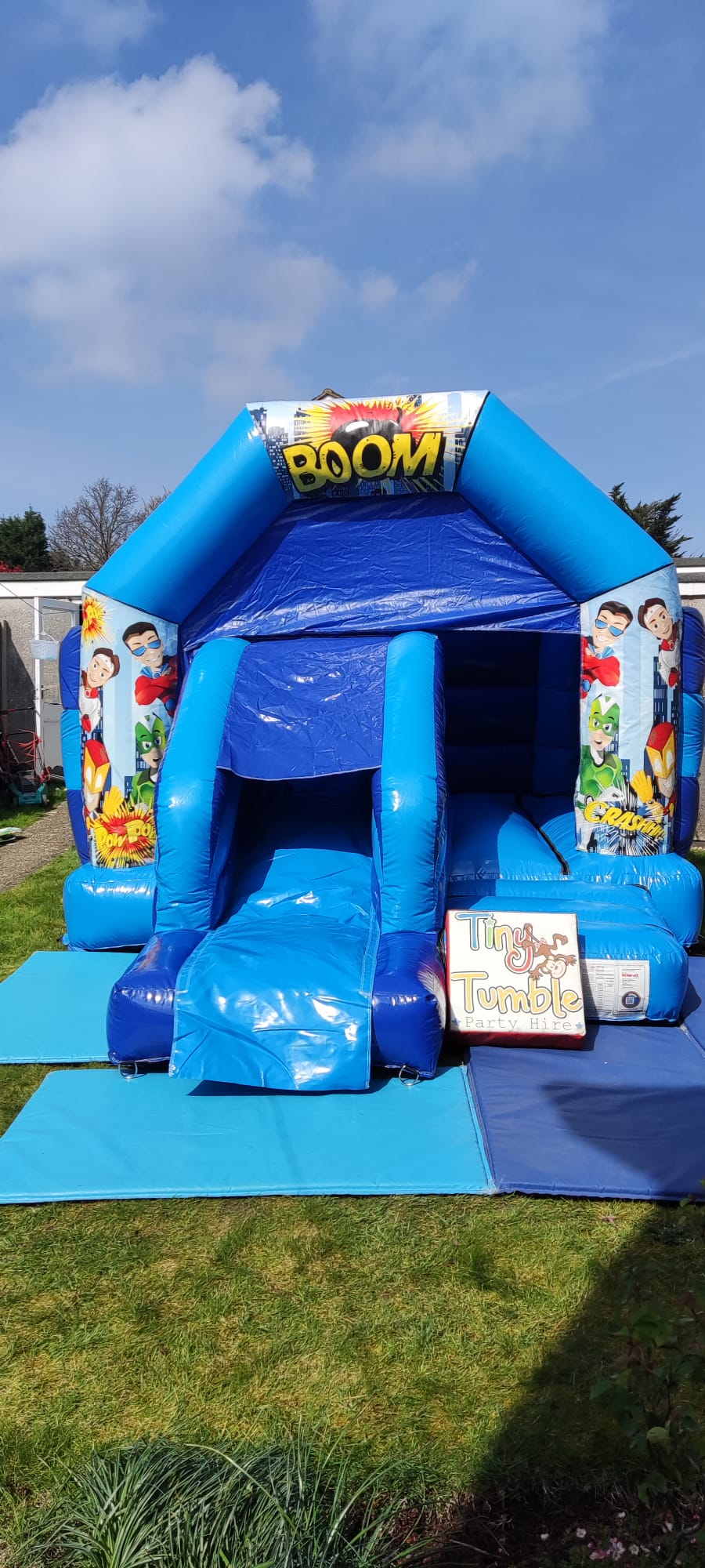 Heroes Blue Castle With Slide - Hire in Portsmouth, Fareham, Gosport ...