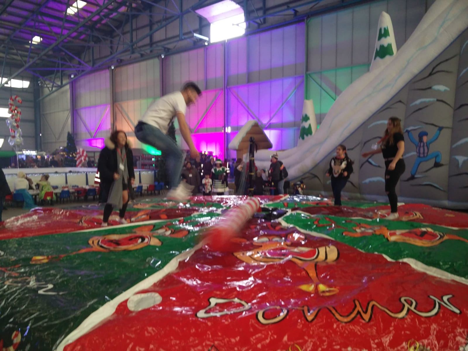 Total Wipeout Inflatable Hire,Last Man Standing Inflatable Hire,UK