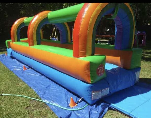 Water Slides - Hire in florida | Rip Roaring Rentals