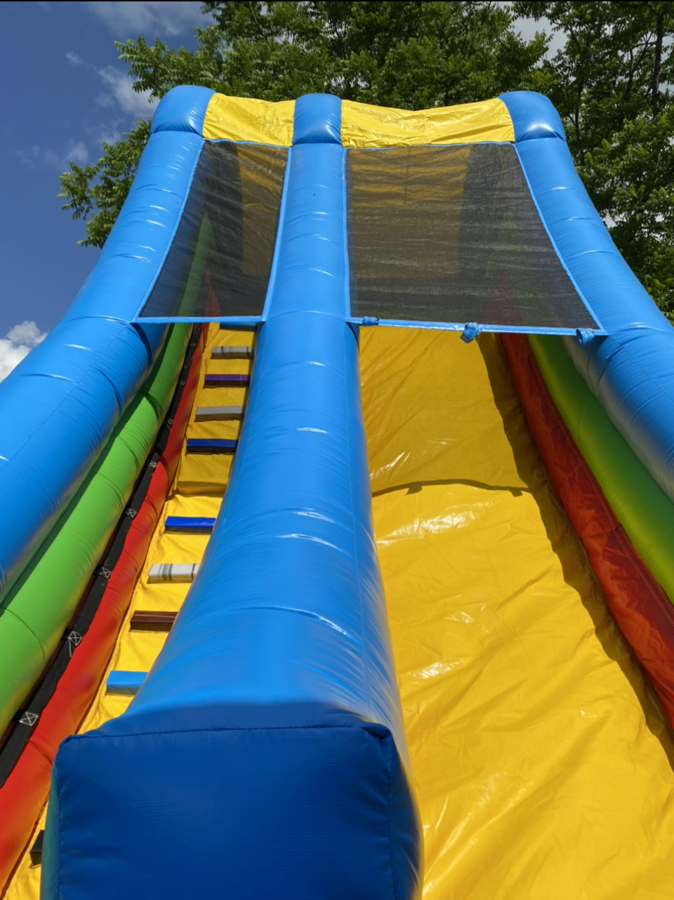 21FT Rampage Waterslide - Hire in Tn | Leap Frog Inflatables