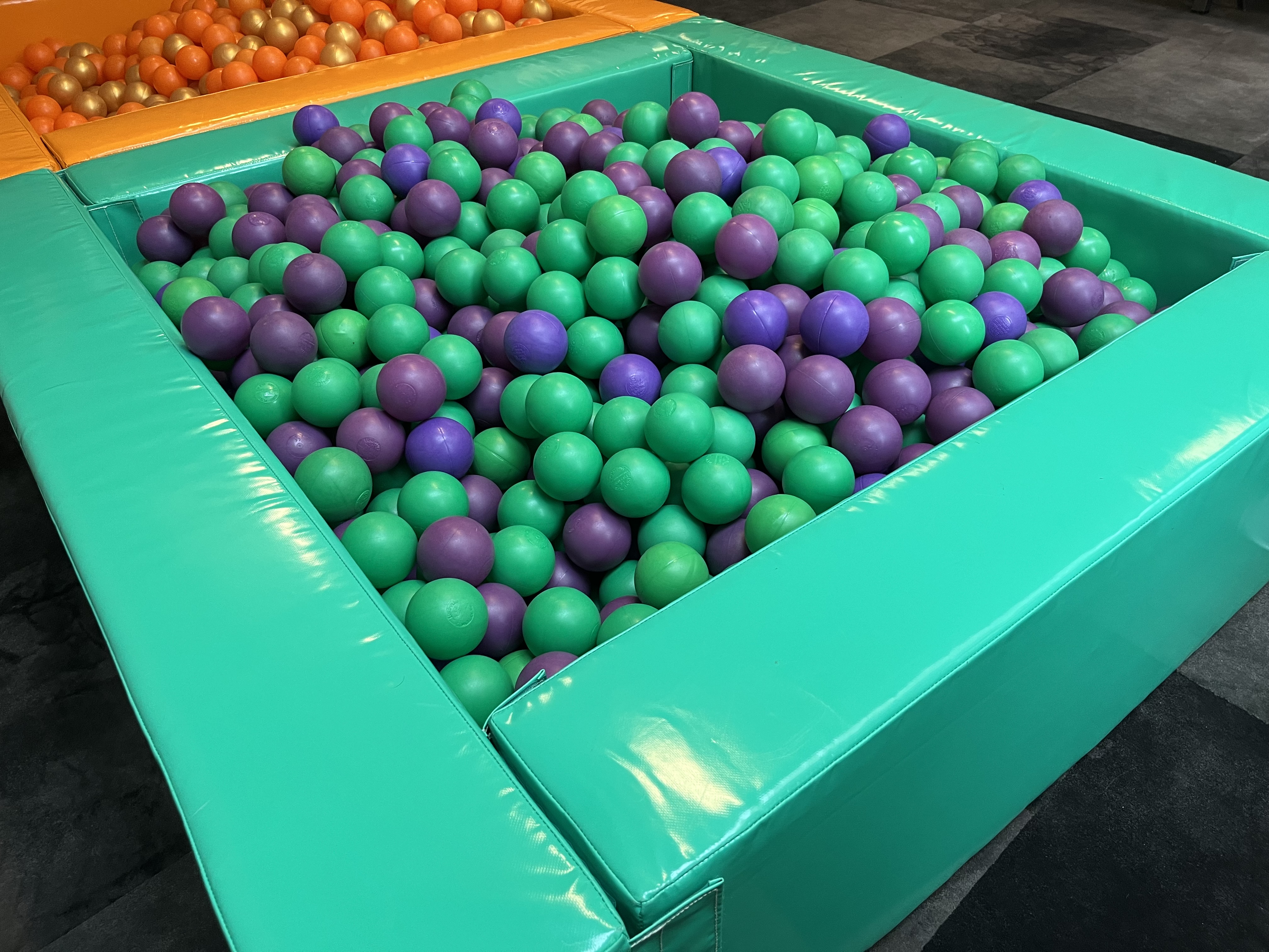 Green & Purple Ball Pond Hire | London Children's Soft Play Party