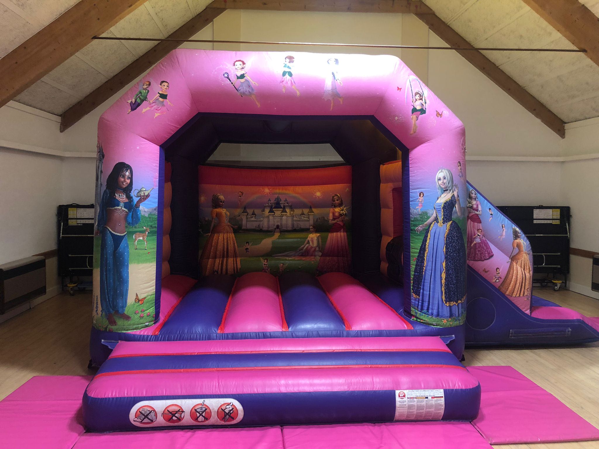 Indoor Bouncy castles, Play Parks and Soft Play - Bouncy Castle Hire ...