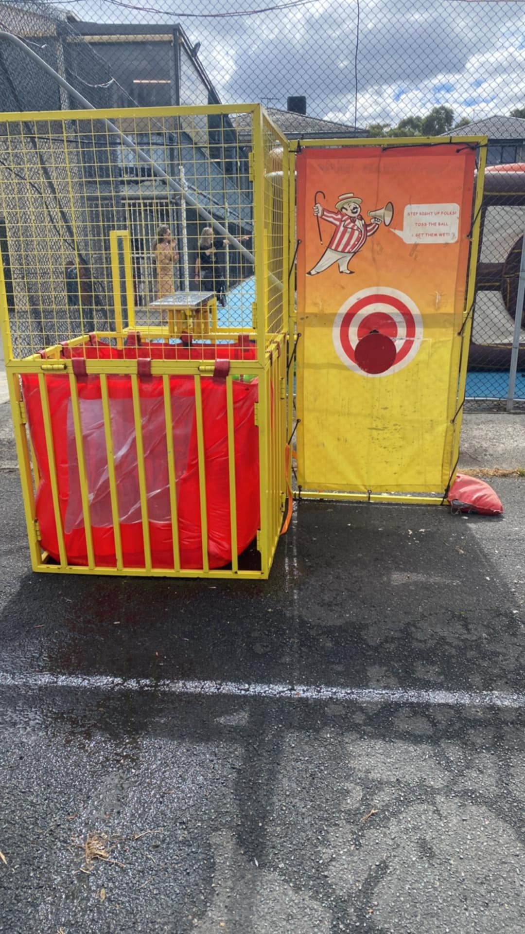 Hire A Dunk Tank - Dunk Tank Hire in Victoria | The Dunk Tank Guy