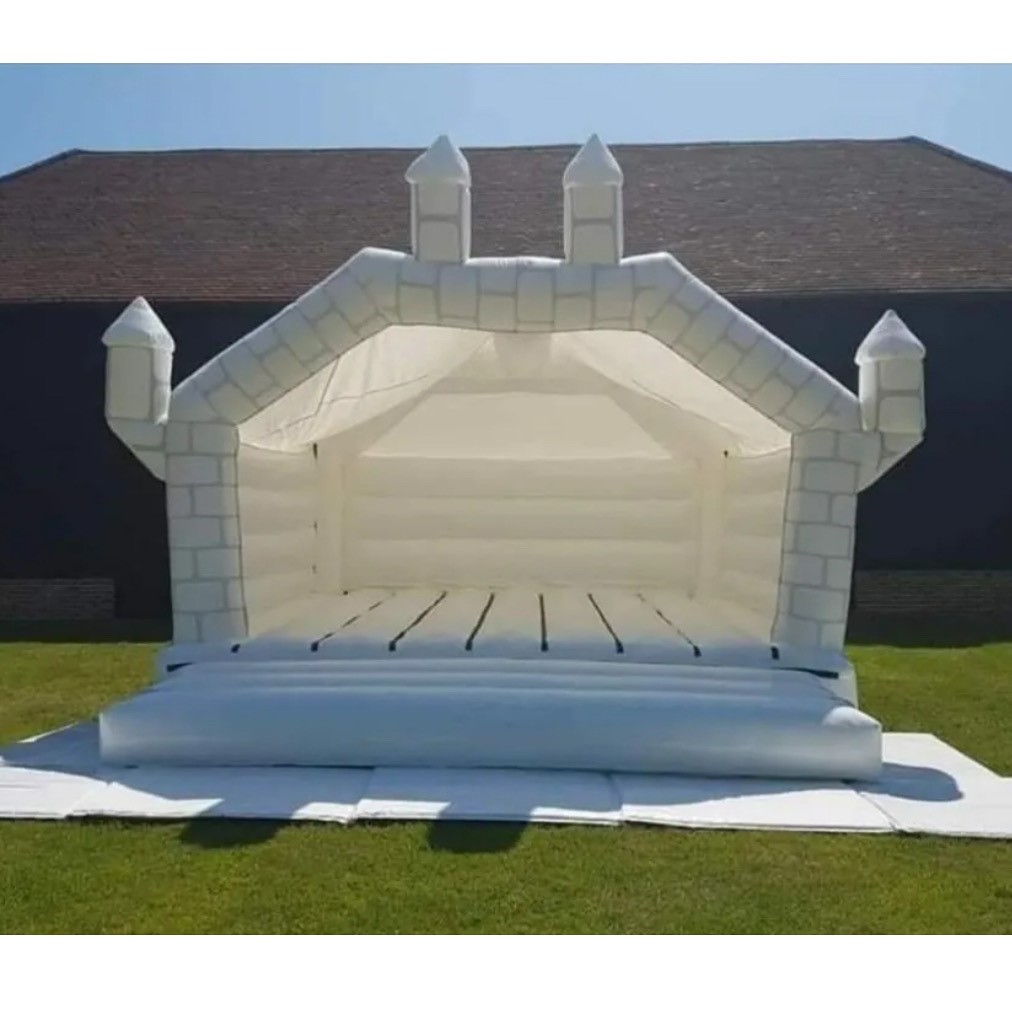 GIANT 21ft x 20ft White Bouncy Castle - Hire in Kent, London, Surrey ...