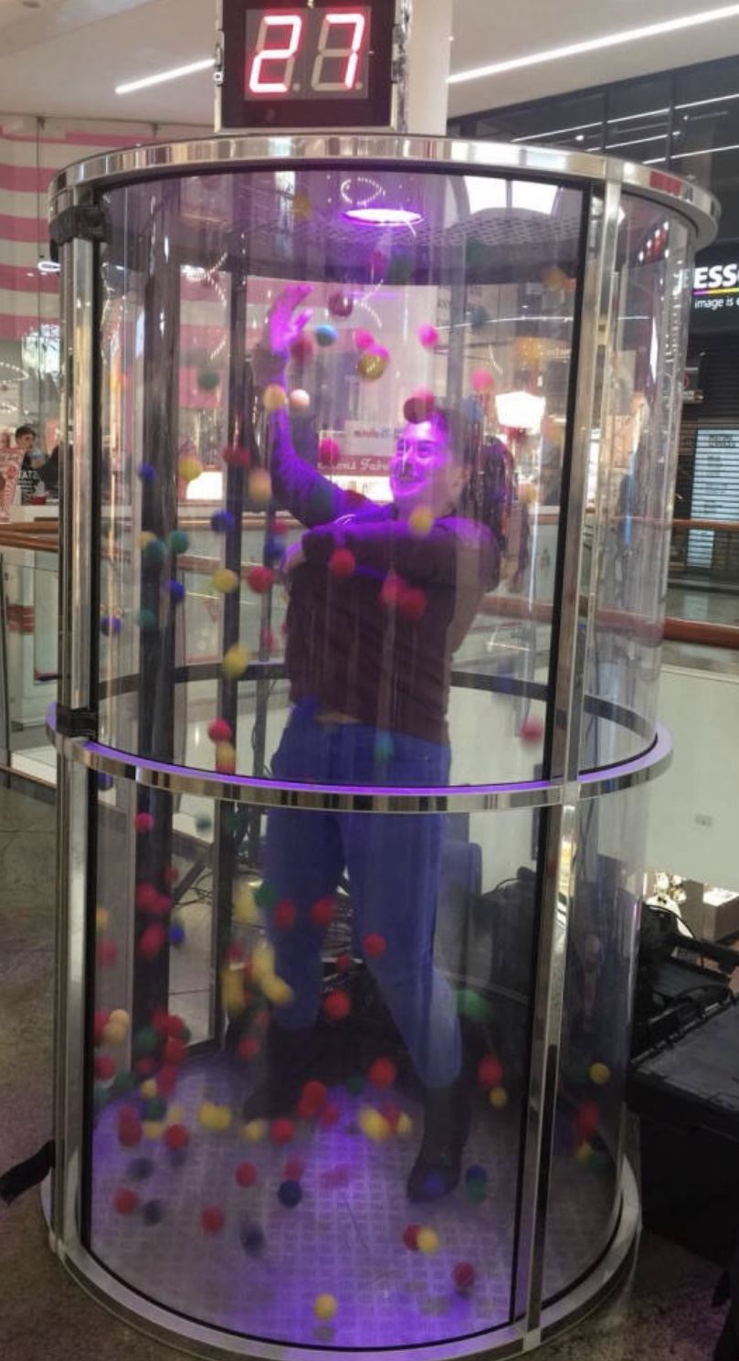 Grab a Grand Cash Grabber - Bouncy castle & Fairground ride hire ...