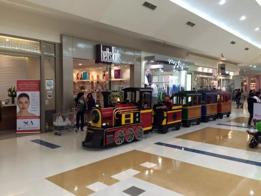 Larry The Locomotive - Mobile Game Hire in Rockingham | Gametruck