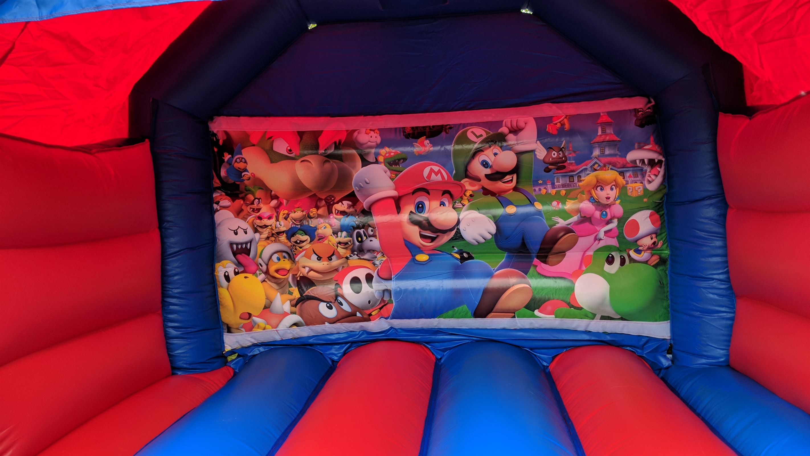 Super Mario Bouncy Castle For Hire - Born 2 Bounce