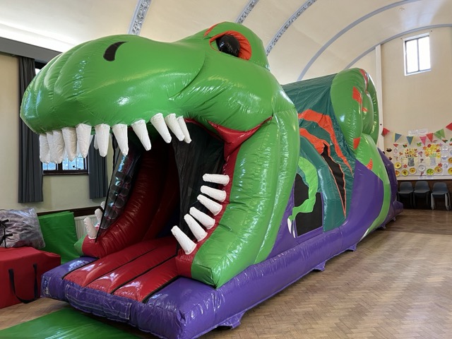 Dino Fun Run & Soft Play - Hire in Hersham, Walton on Thames, Weybridge ...