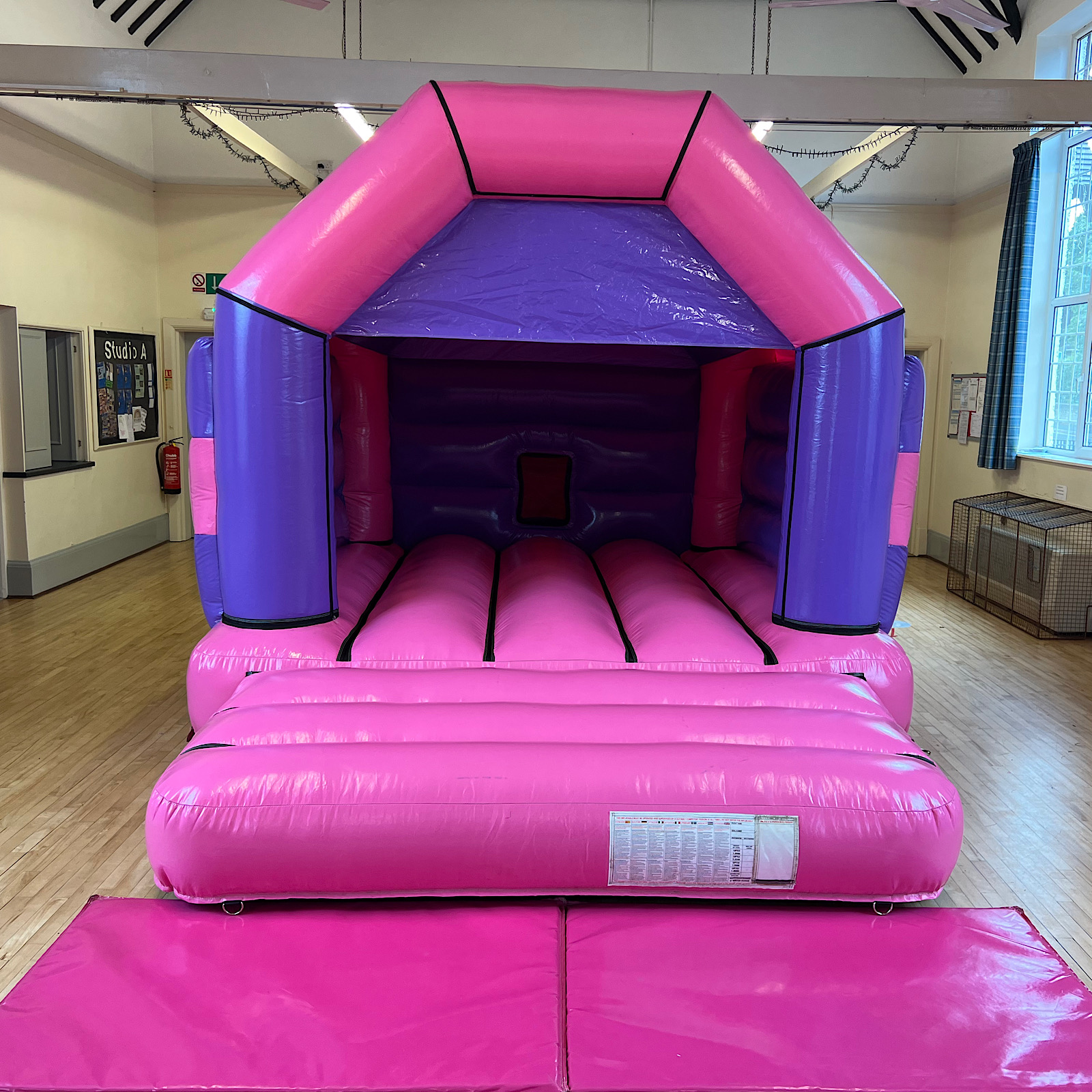 Children’s Bouncy Castle Hire in Leeds, Wakefield, Wetherby, & Selby